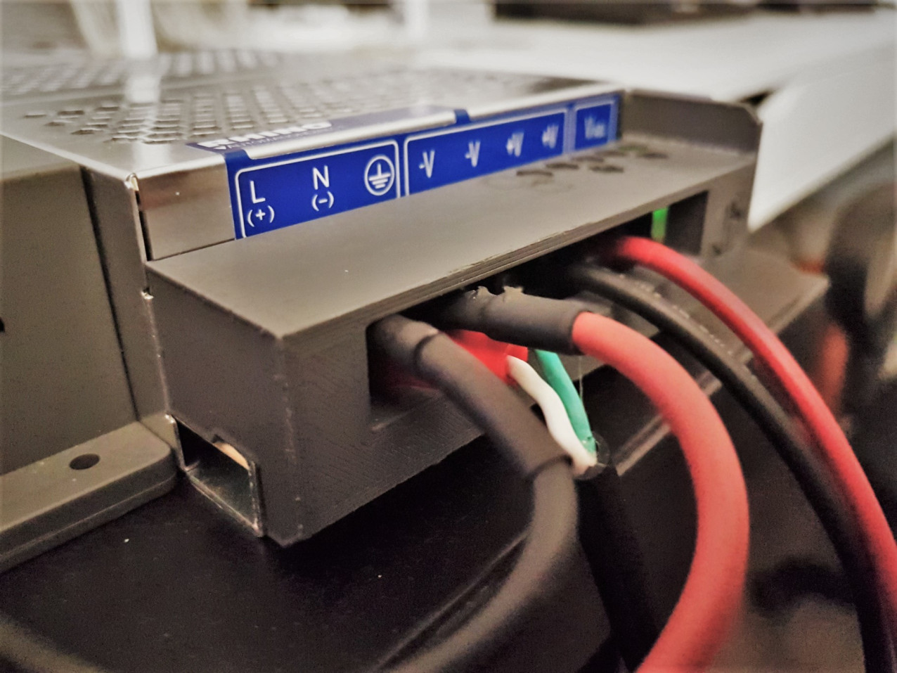 24V PSU Terminal Cover by lo-tek-hi-life | Download free STL model ...