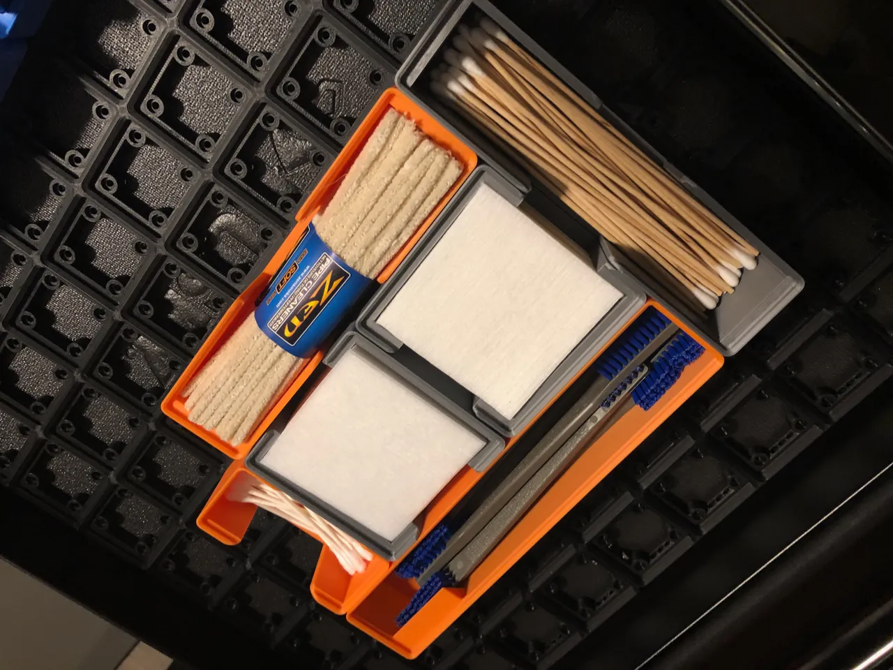 Gridfinity Long Cotton Swab Holder (1X4X6) by Kenndowl | Download free ...