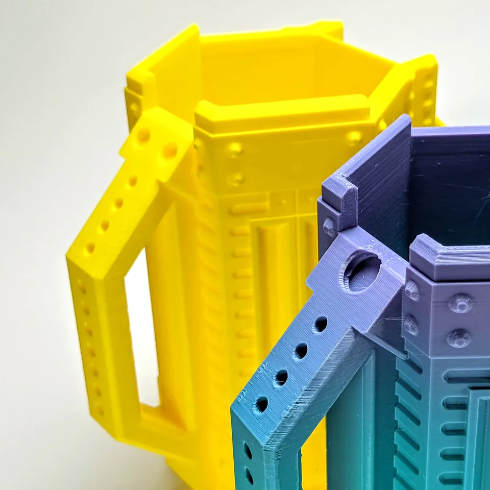 737 Ambassador Flask by Clockspring | Download free STL model ...