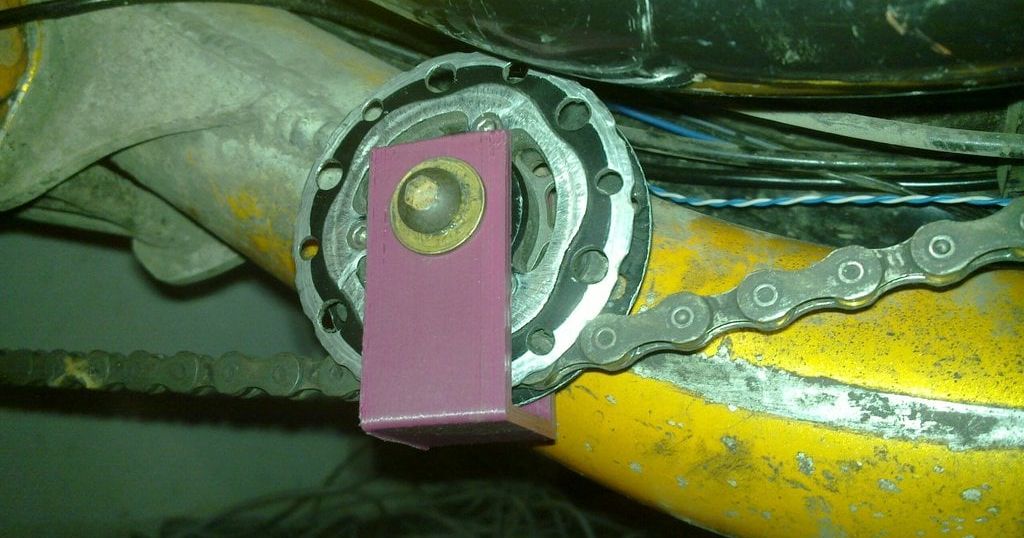 Recumbent bicycle pulley/idler chain guard by L29Ah | Download free STL ...