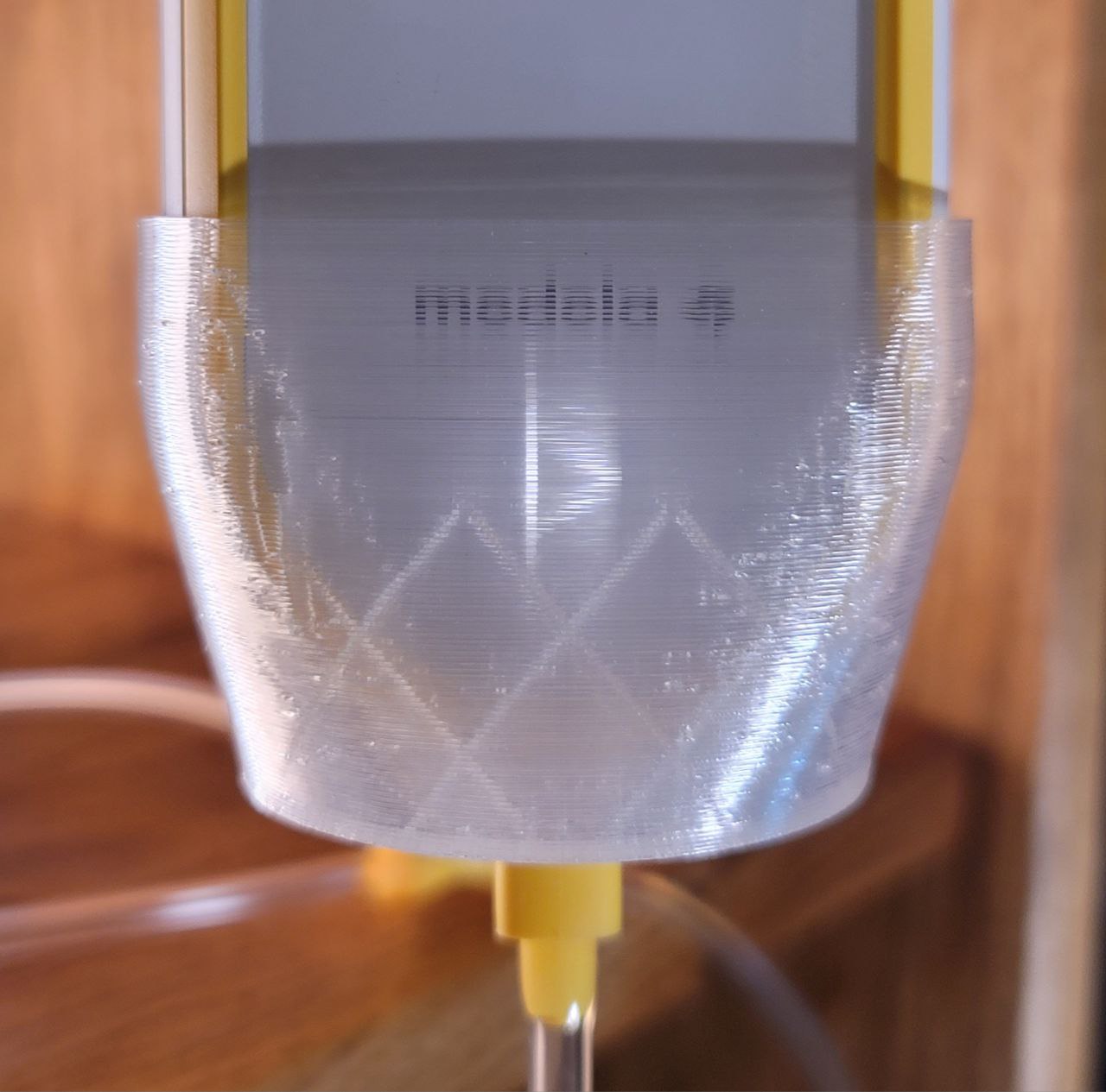 Medela Freestyle Stand + Pause Blocker by kcluchey | Download free STL ...