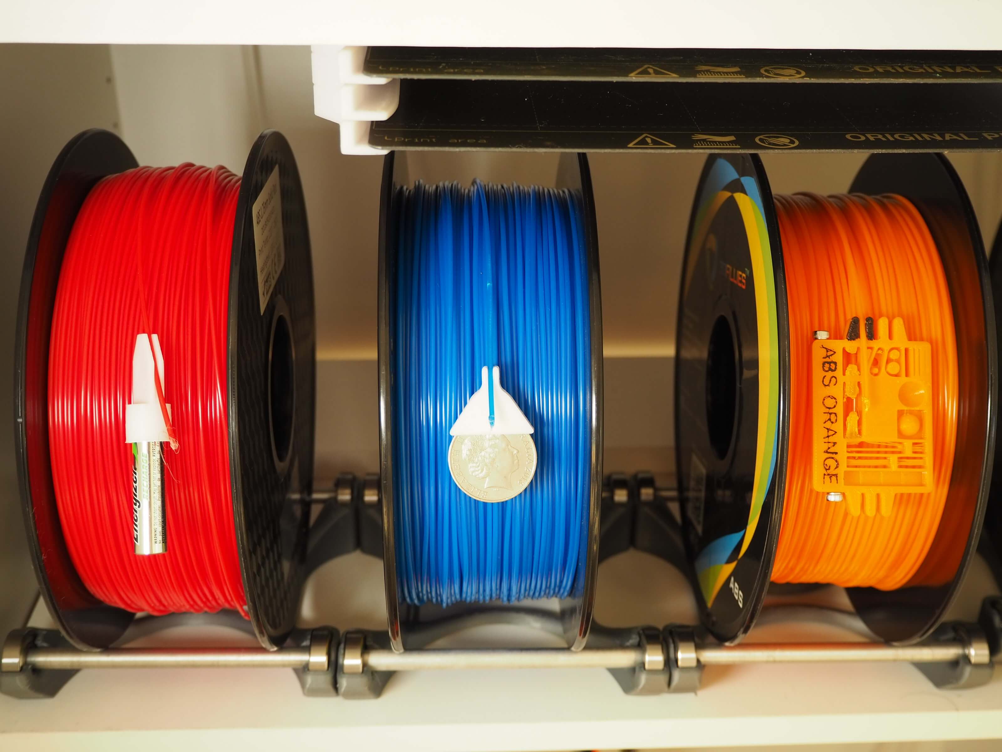 Gravity Filament Clip with Integrated Filament Test Swatch by Highrise ...