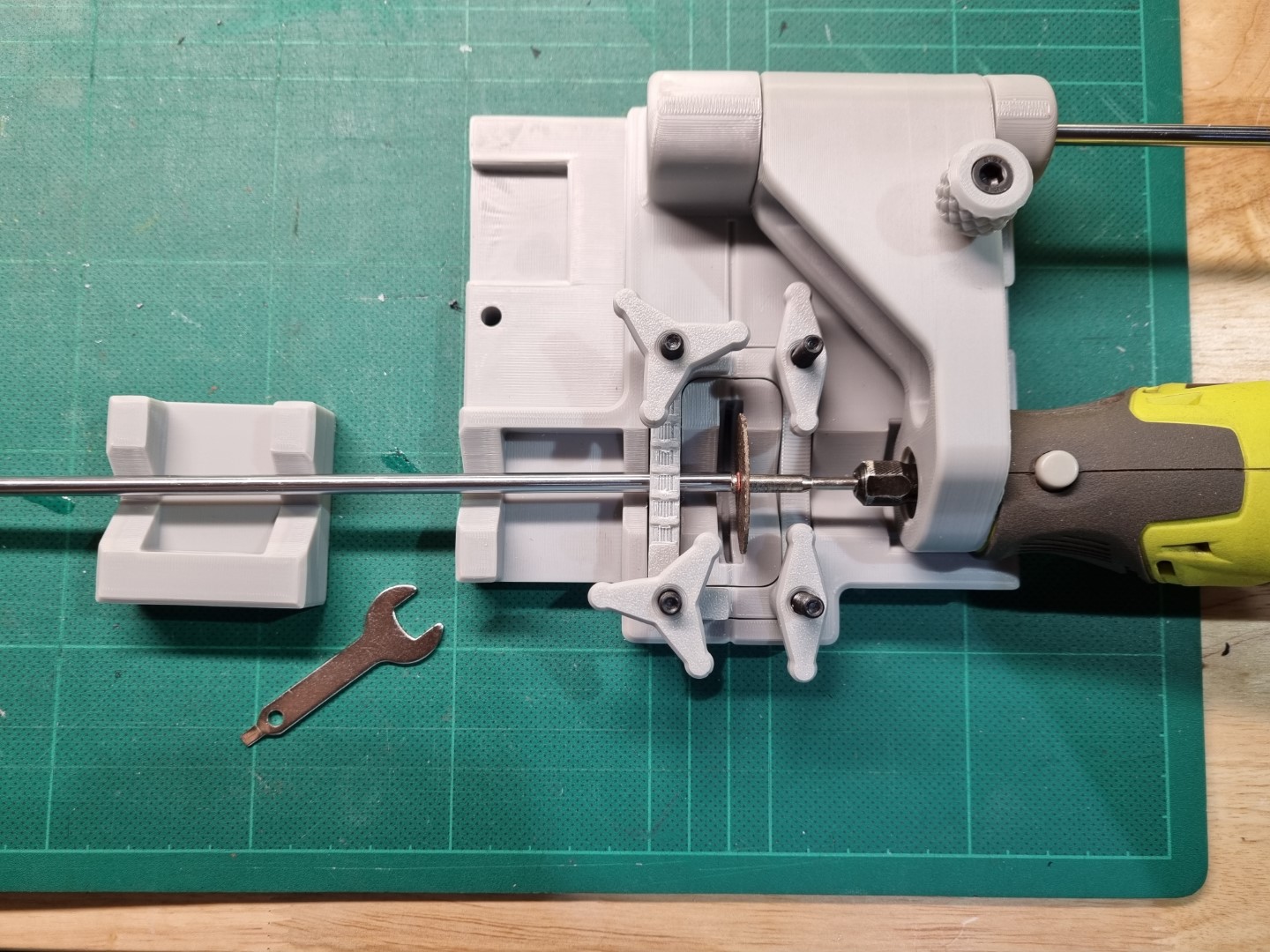 Dremel Cutoff Saw by SimplifiedLife | Download free STL model ...