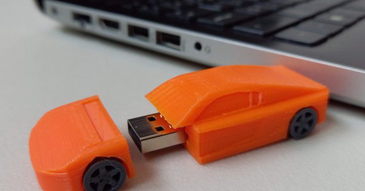Audi R8 USB Cover by Creative Electronics | Download free STL model ...