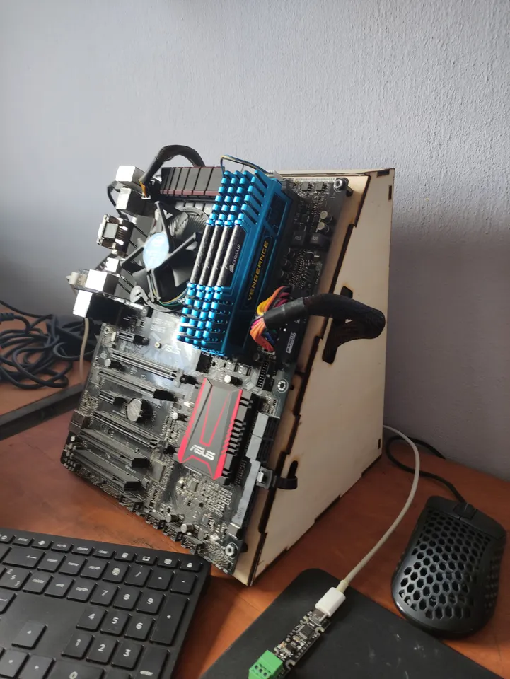 Bench pc-case for Lasercutting by HDJG | Download free STL model ...