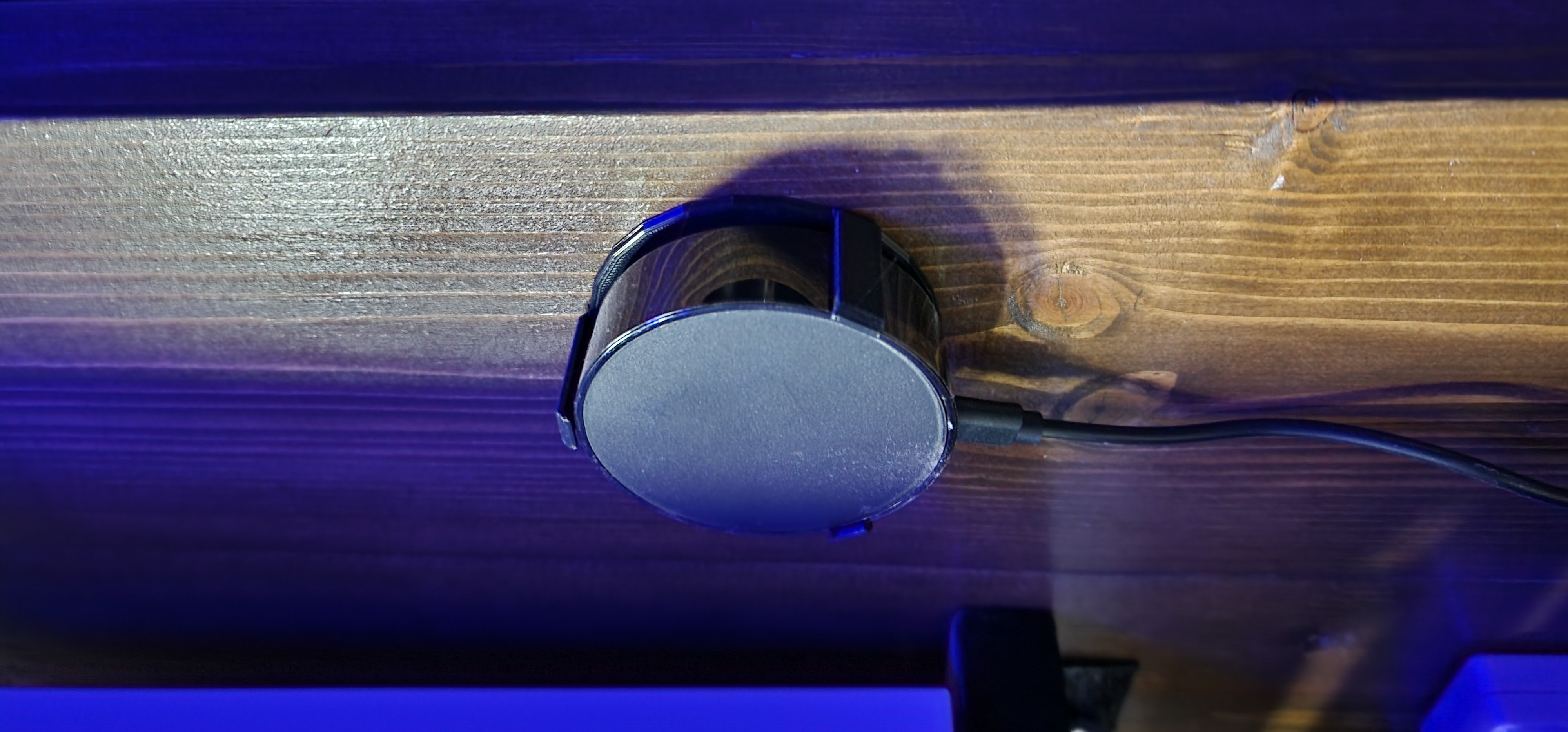Smart RF IR+RF433 RF315 Controller Wall Mount by Keepy | Download free ...