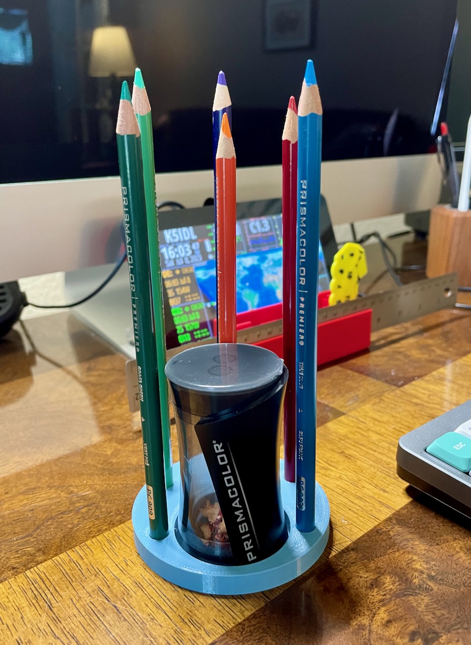 Colored Pencil Holder for Desktop by ronguest | Download free STL model ...