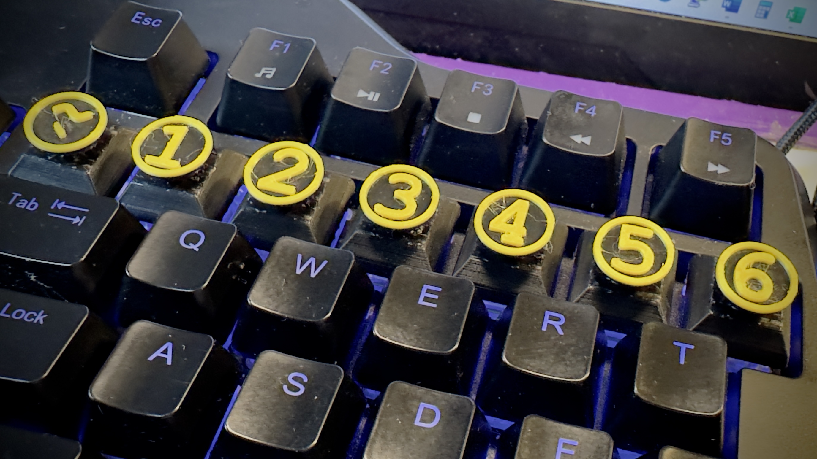 Typewriter-style CherryMX Keycaps - NumRow by NurgleTWH | Download free ...