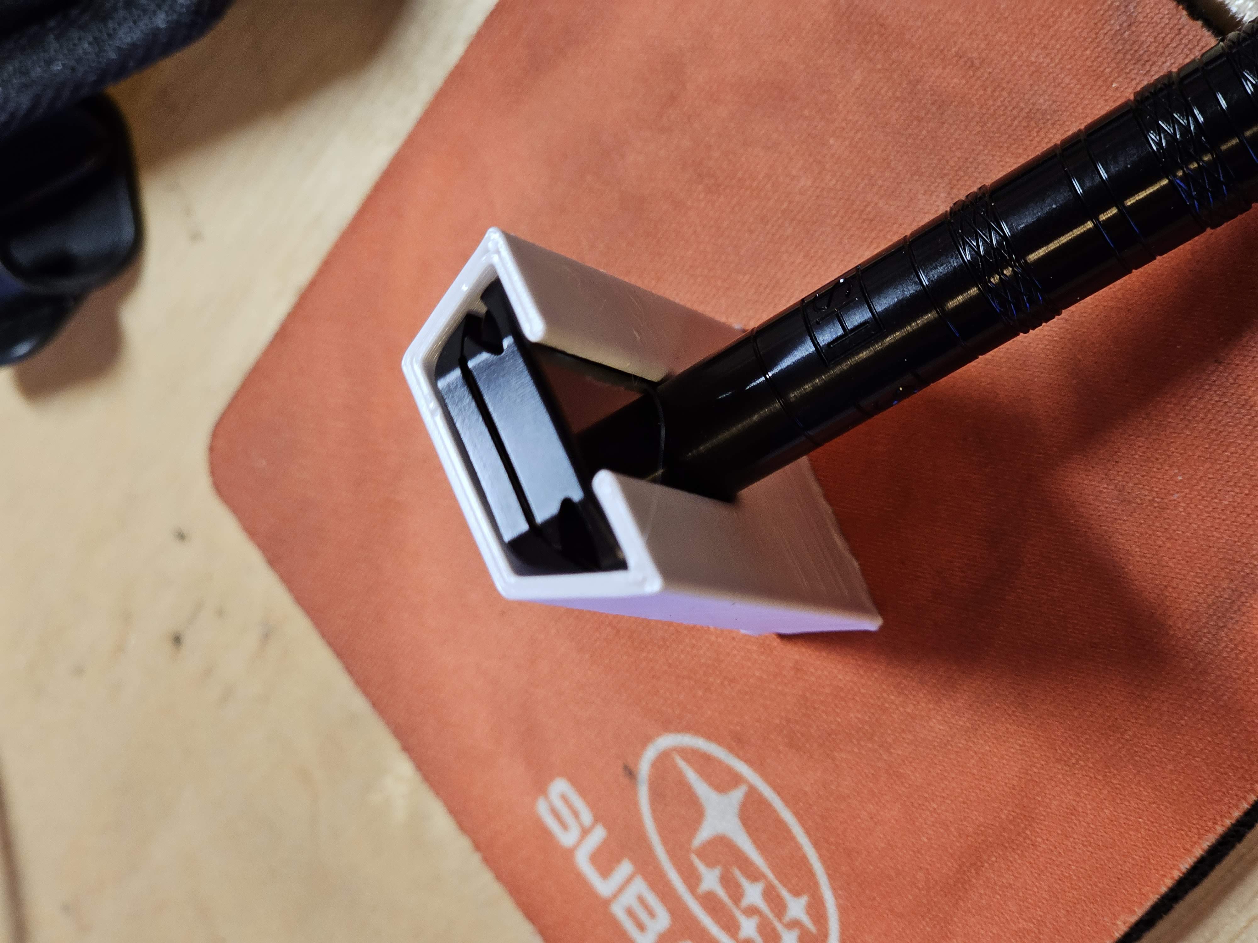 Henson AL13 Safety Razor Blade Guard Travel Cover by taiguy | Download ...