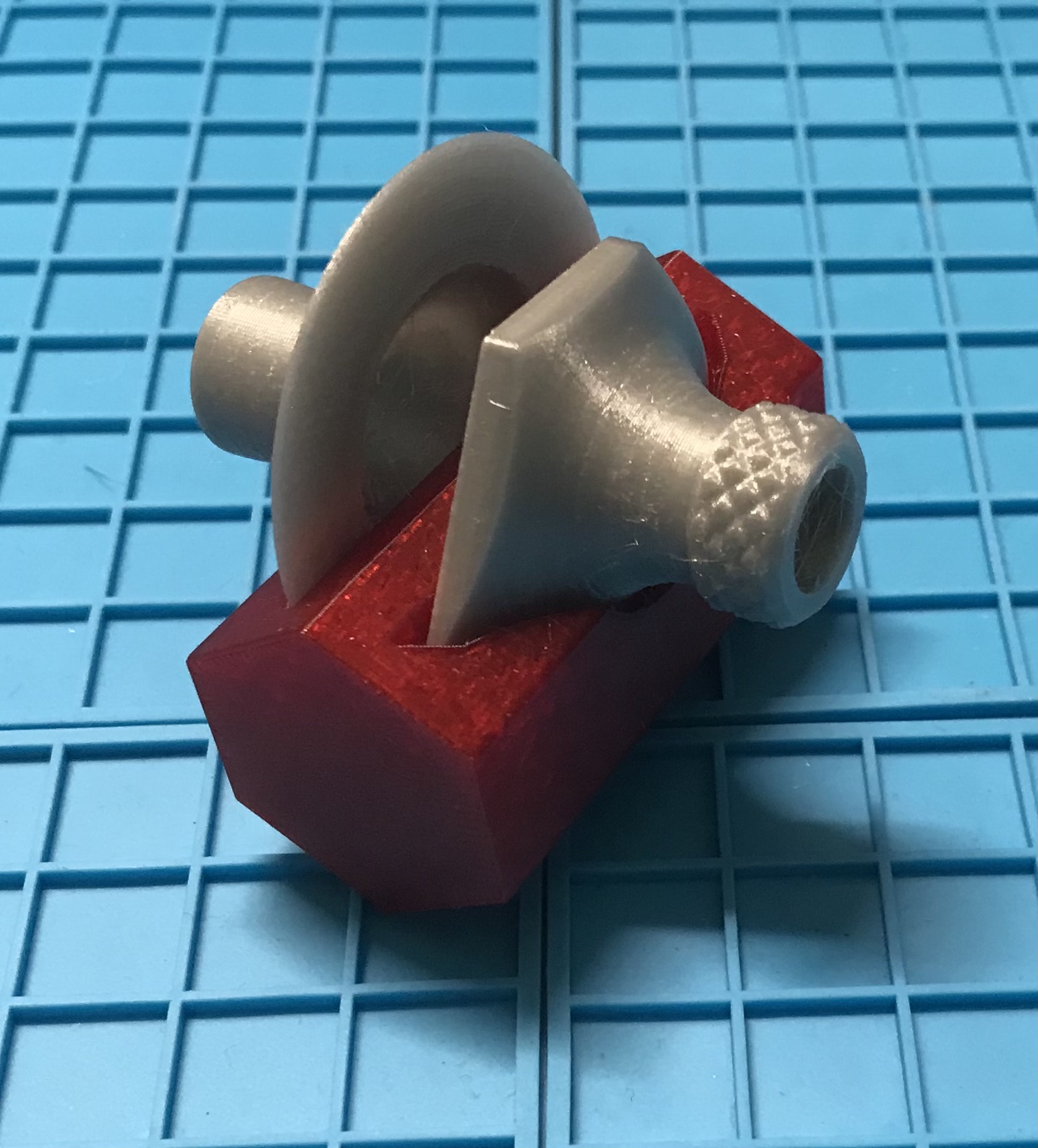 Skadis Hex Round Scraper Holder by te.3D | Download free STL model ...