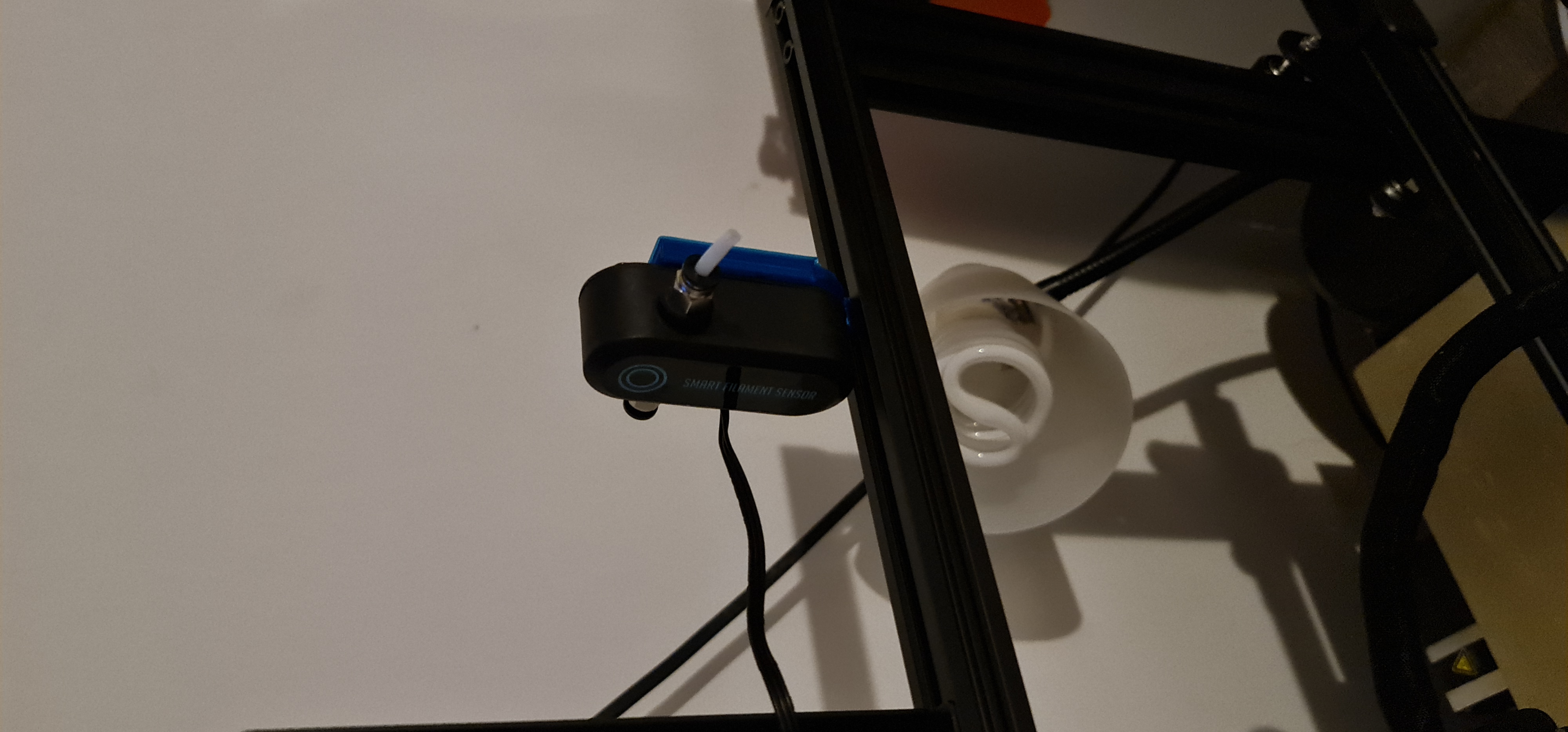 Ender 3/Pro/V2 Bigtreetech smart filament sensor adapter by priyan ...