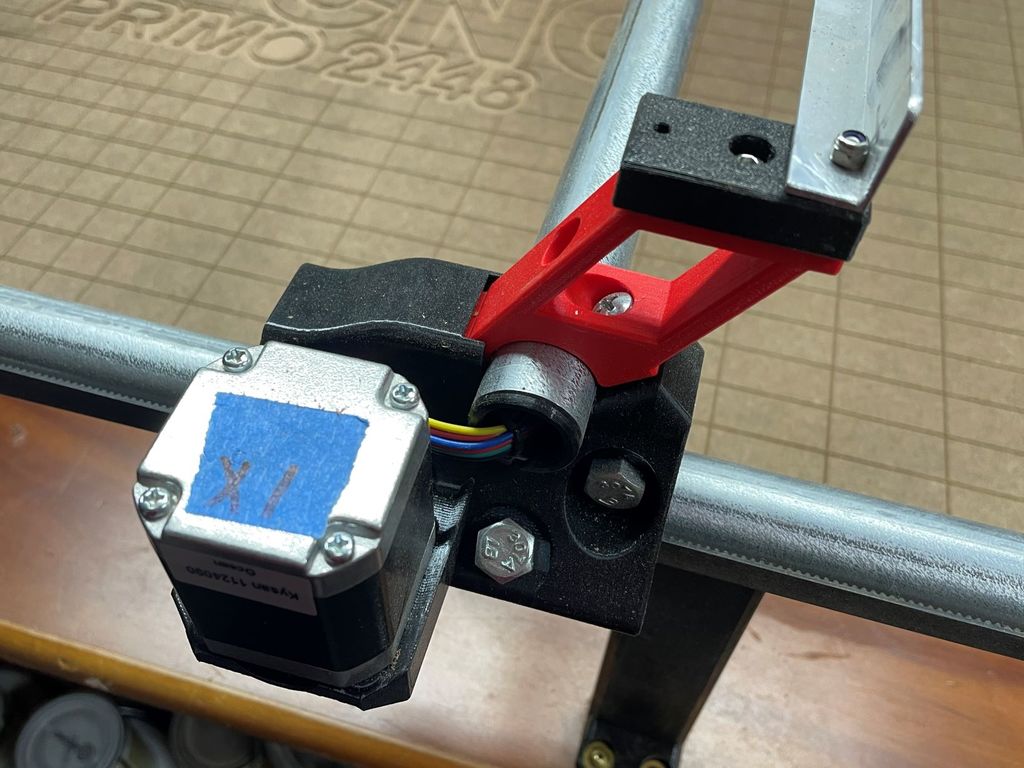 MPCNC Primo Nema17 drag chain mounts by Erik van de Pol | Download free ...