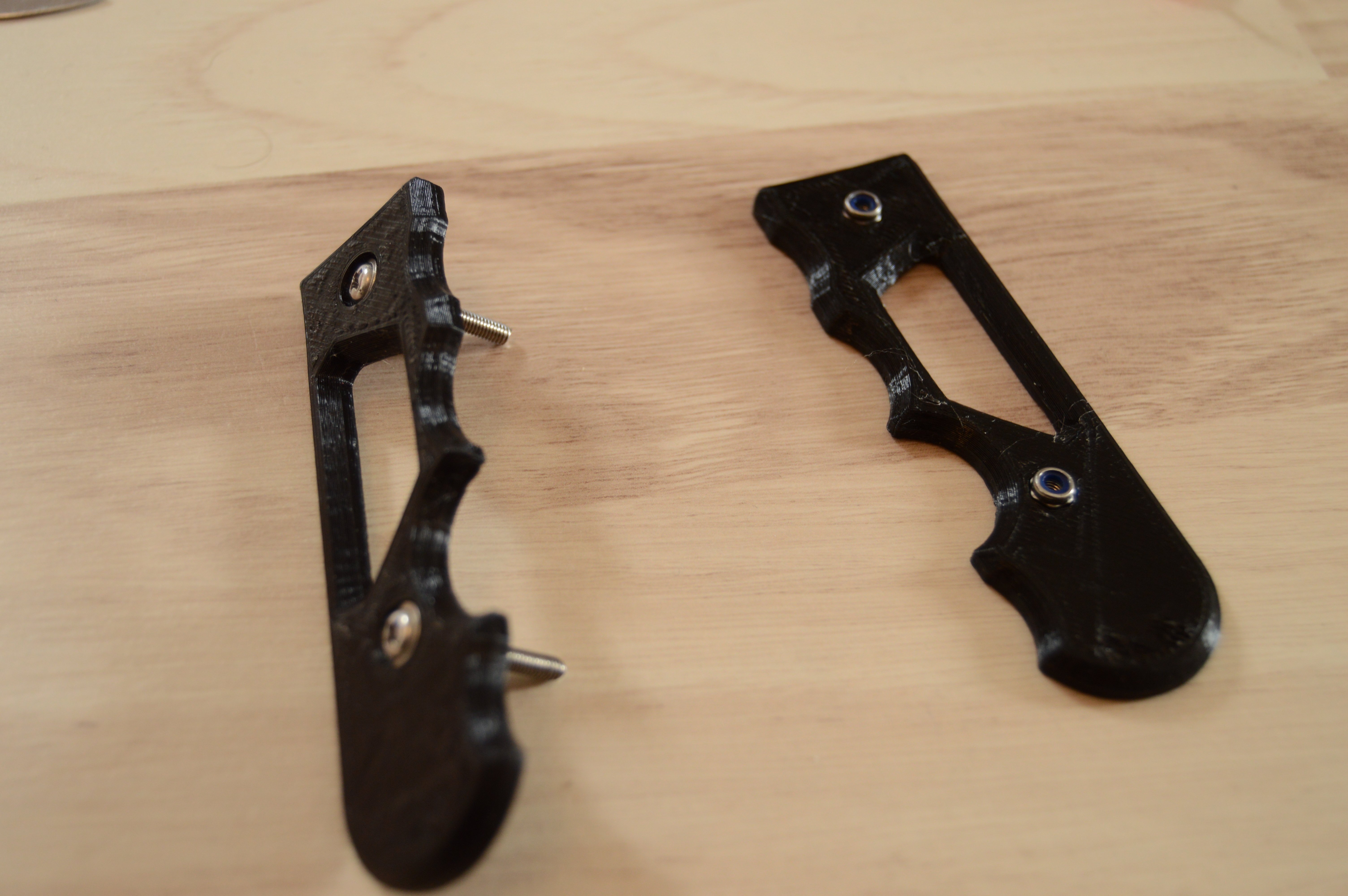 Keyholder with Loupe by SimsesLab | Download free STL model ...