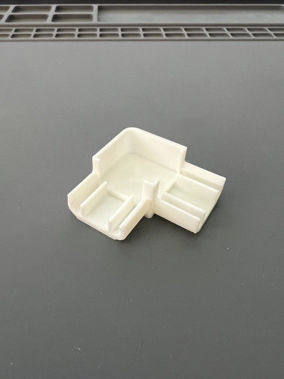 1015 Raceway Conduit Corner by nikoh | Download free STL model ...