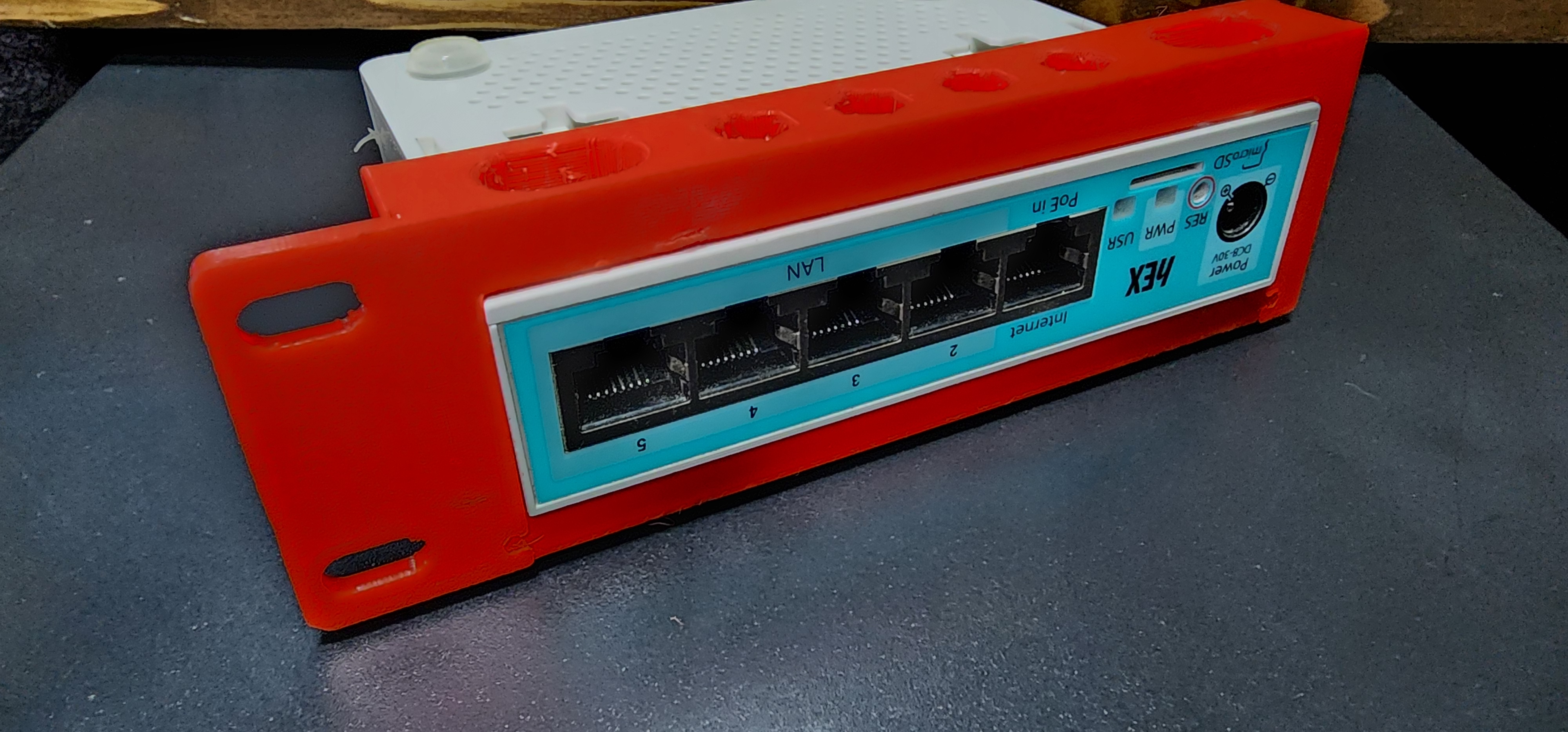 MikroTik Hex and Haplite Rack Mount Holder by Keepy | Download free STL ...
