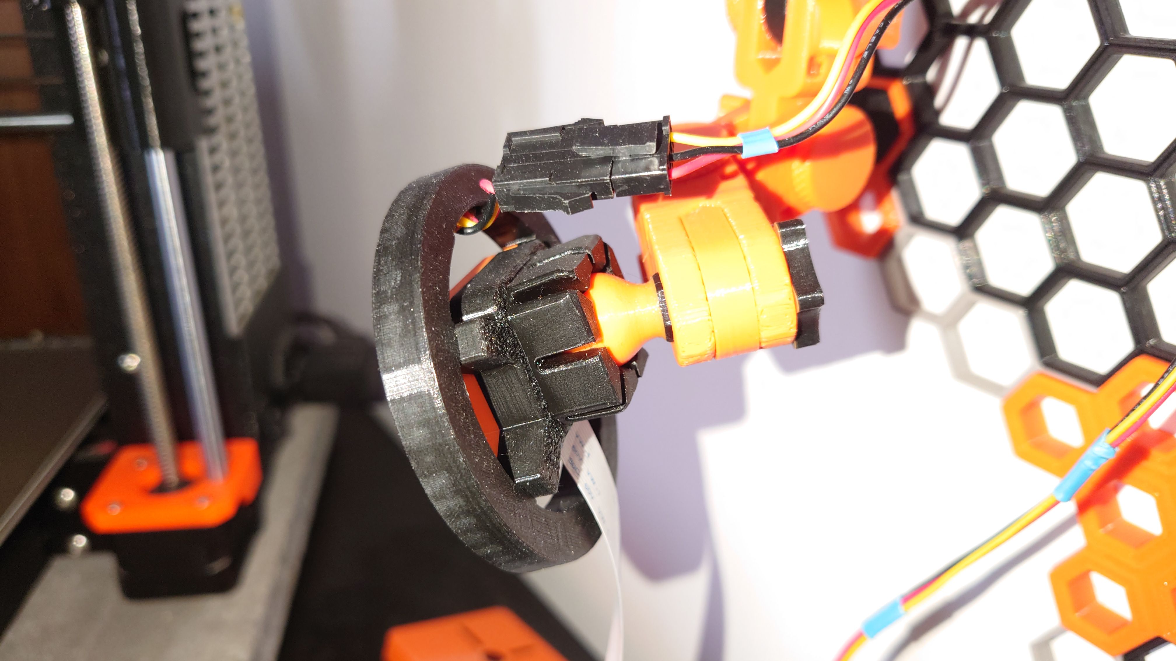 Articulating Raspberry Pi v2 cam with ring light by Dominik Chuchlík ...