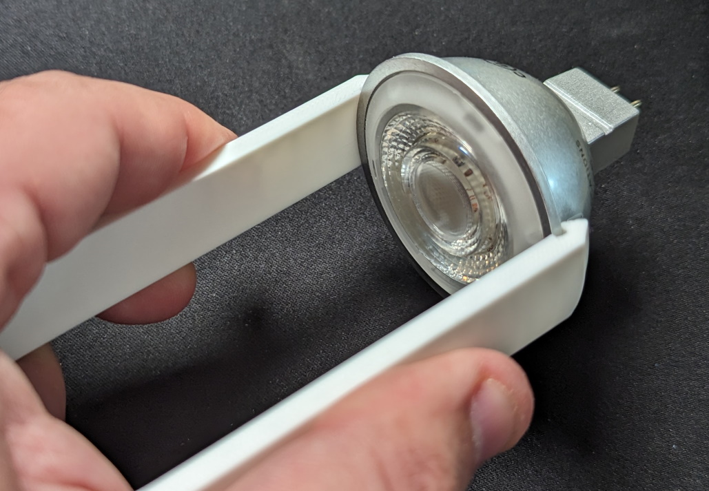 MR16 Light Bulb Extractor by Oak | Download free STL model | Printables.com