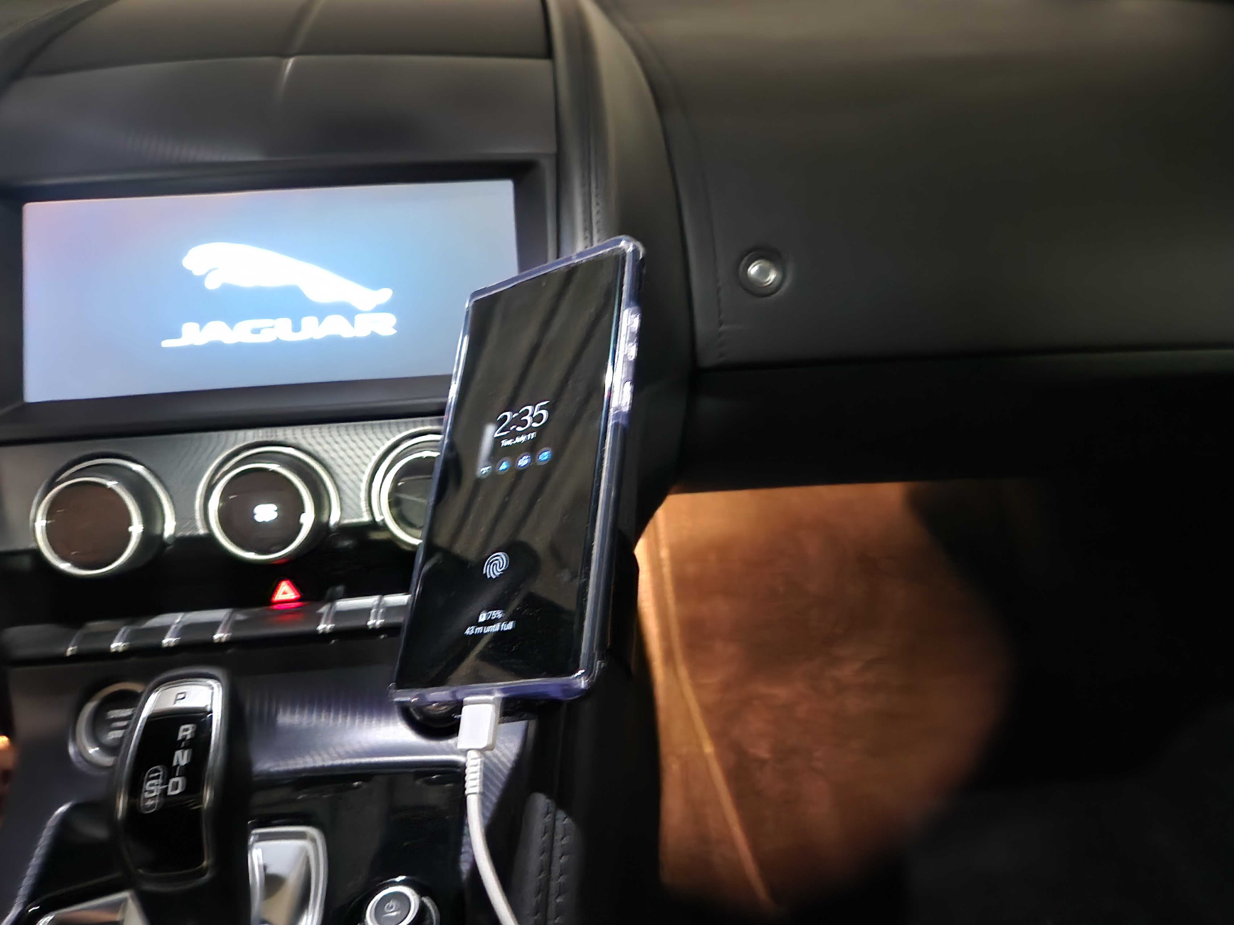 Jaguar F-Type magnetic mobile phone holder by Daniel | Download free ...