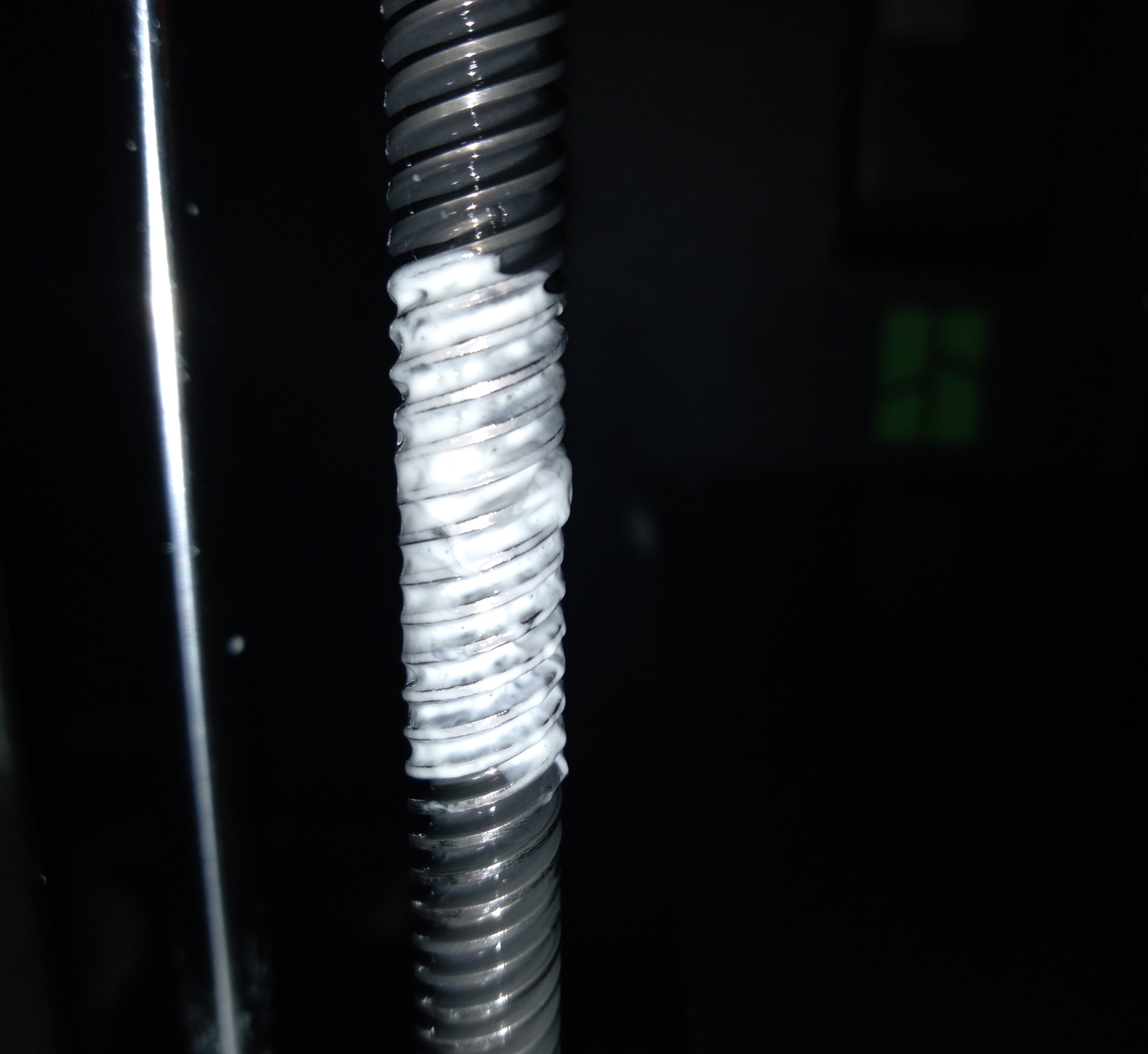 Spray Grease Straw Overspray Guard for 8mm threaded rods. by mozWORLD ...