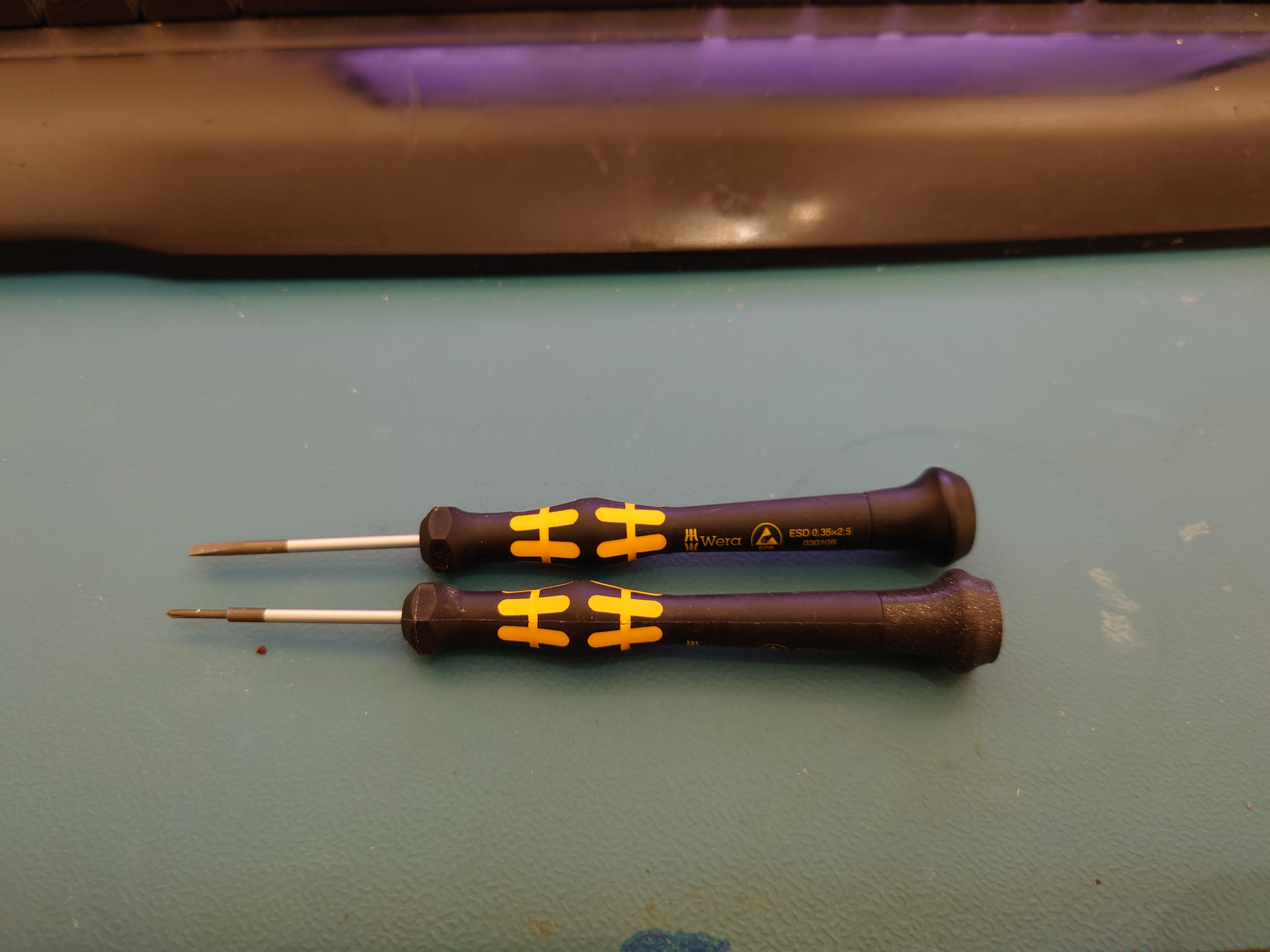 Wera Mini Screwdriver Labled Rotating Ends by hibble | Download free ...