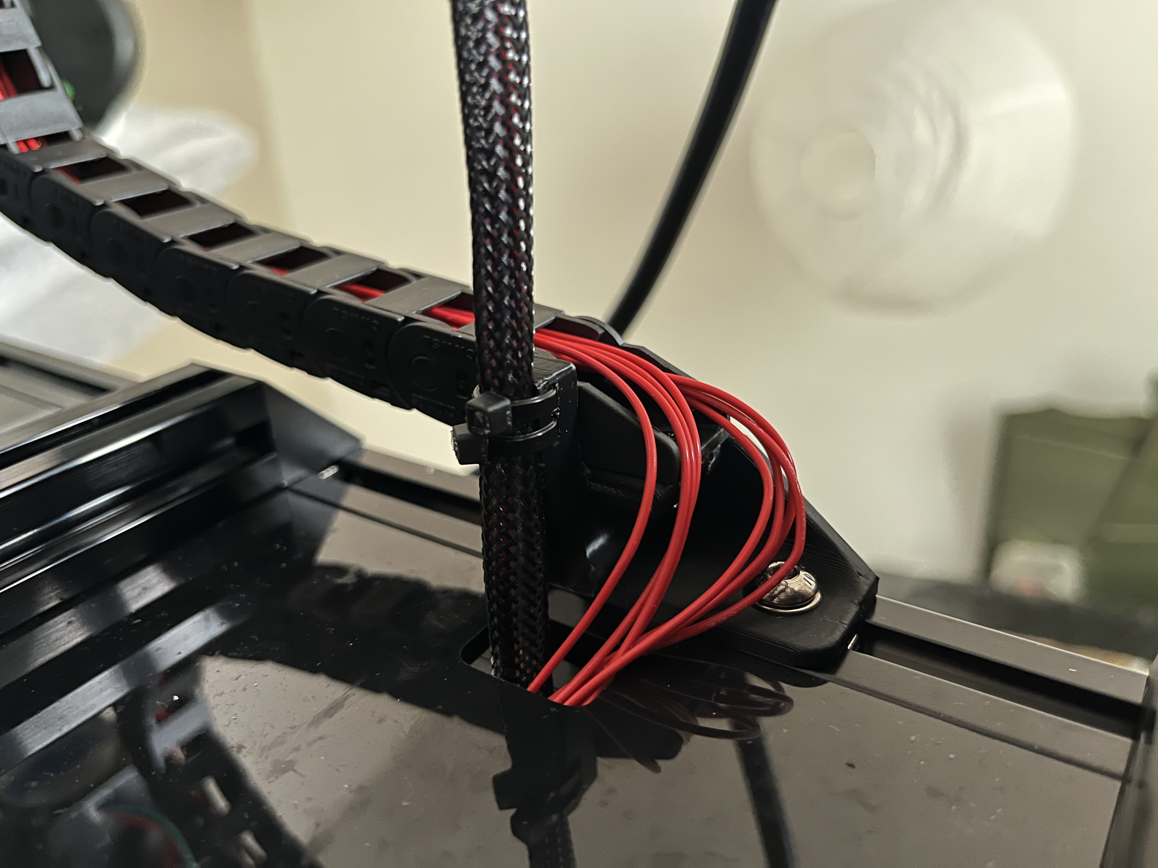 Voron Can Bus z-chain move horizontal mount with strain relief par ...
