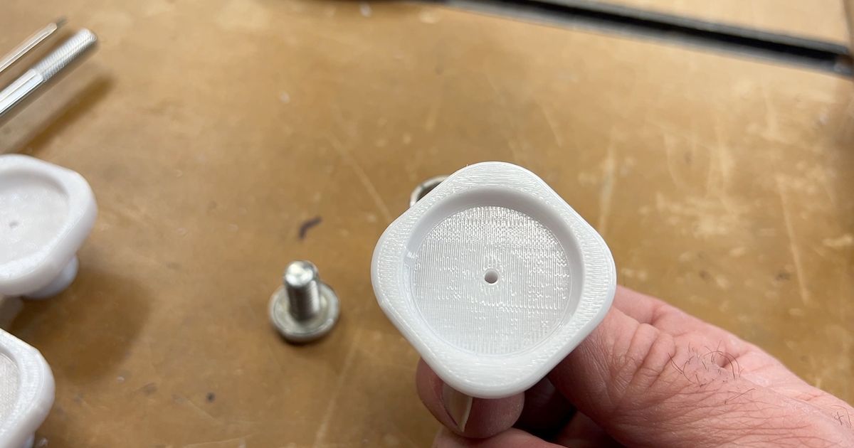 Magenet mount for Christmas light props by Bergmann Lights | Download ...