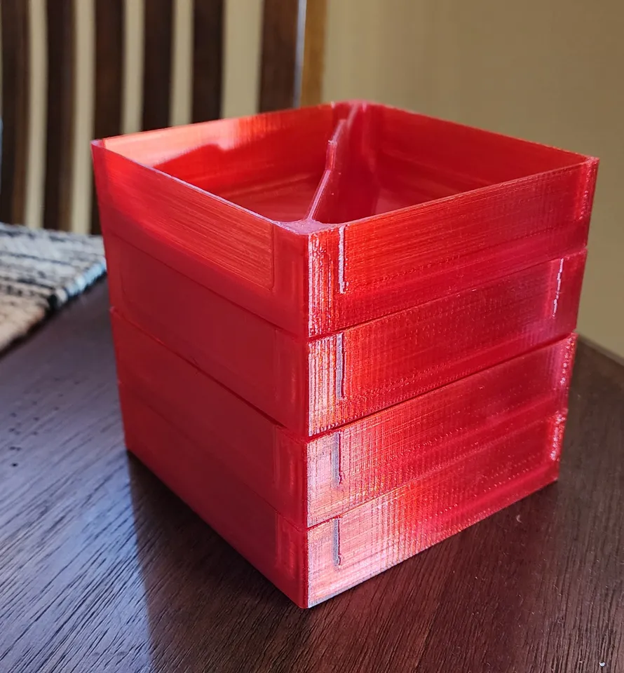 Stackable Universal Token Organizer by wolffaayyy | Download free STL ...