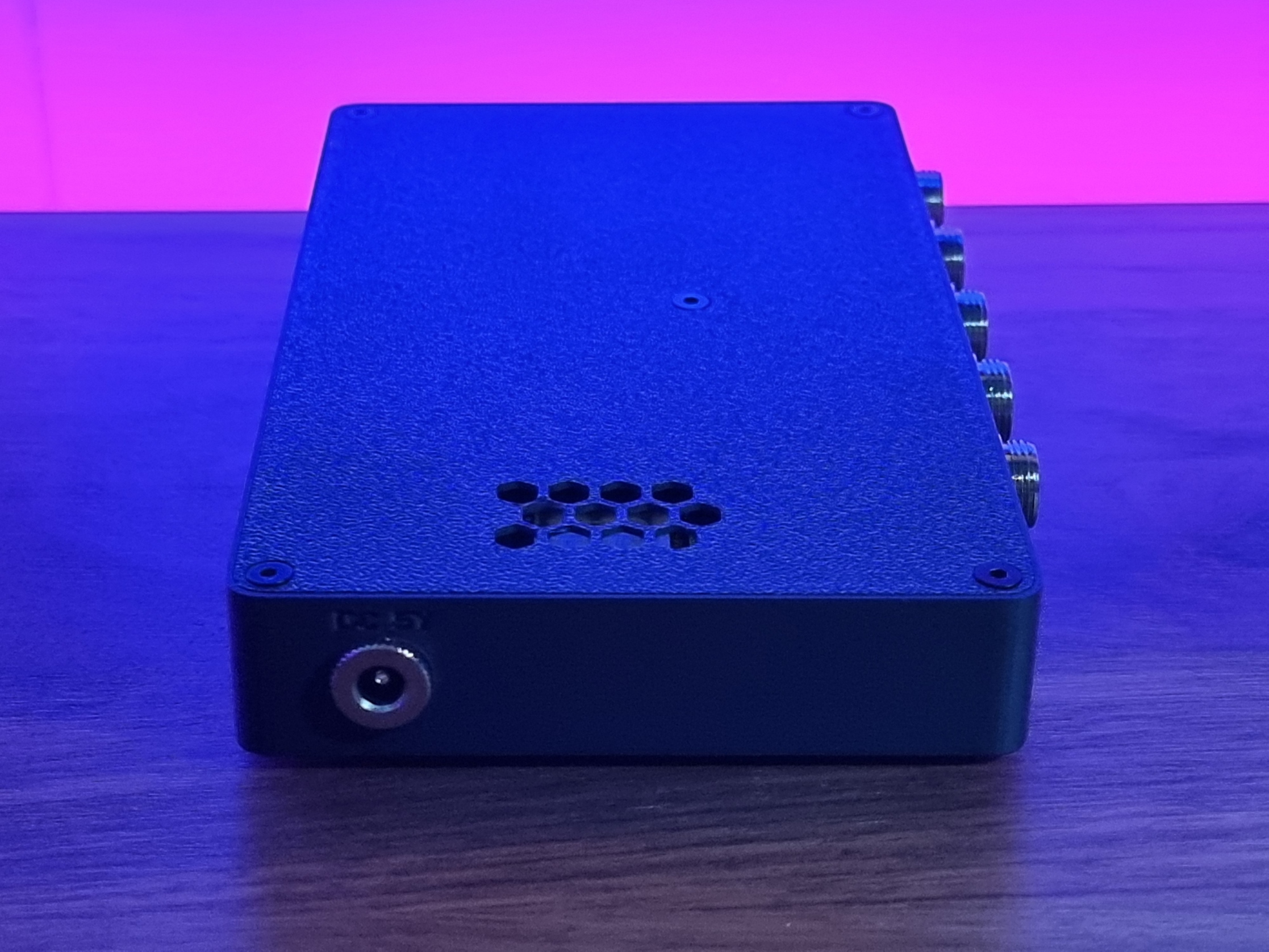 WLED gx12 controller box by LutraVulgaris | Download free STL model ...