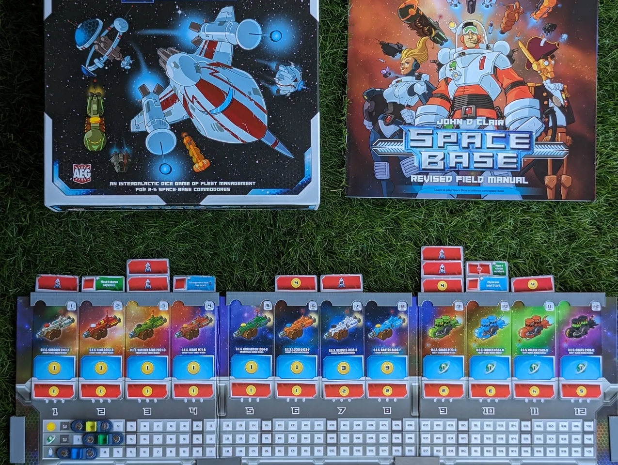 Space Base Organizer w/ Card Alignment Helpers and Magnetic Cube ...