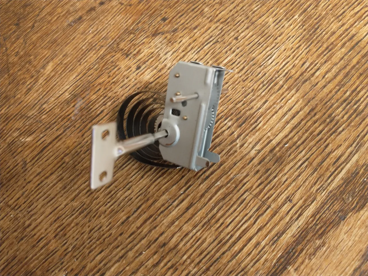 Spring Motor Reference Model by Books | Download free STL model ...