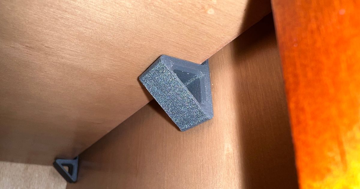 Over-Engineered Shelf Bracket by sysadrift | Download free STL model ...