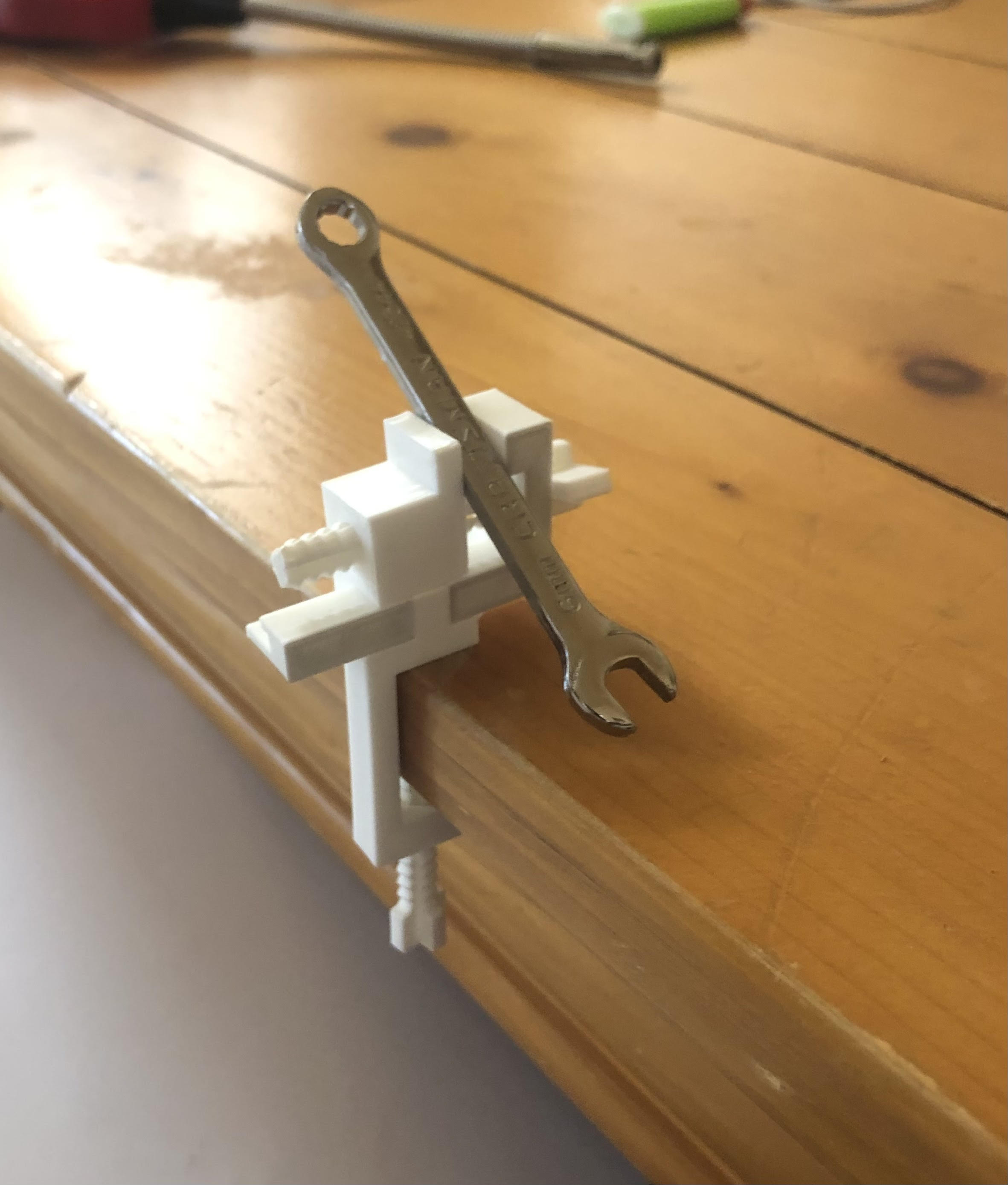 Mini Vise Card Kit by WhatEverybodyCallsMe | Download free STL model ...
