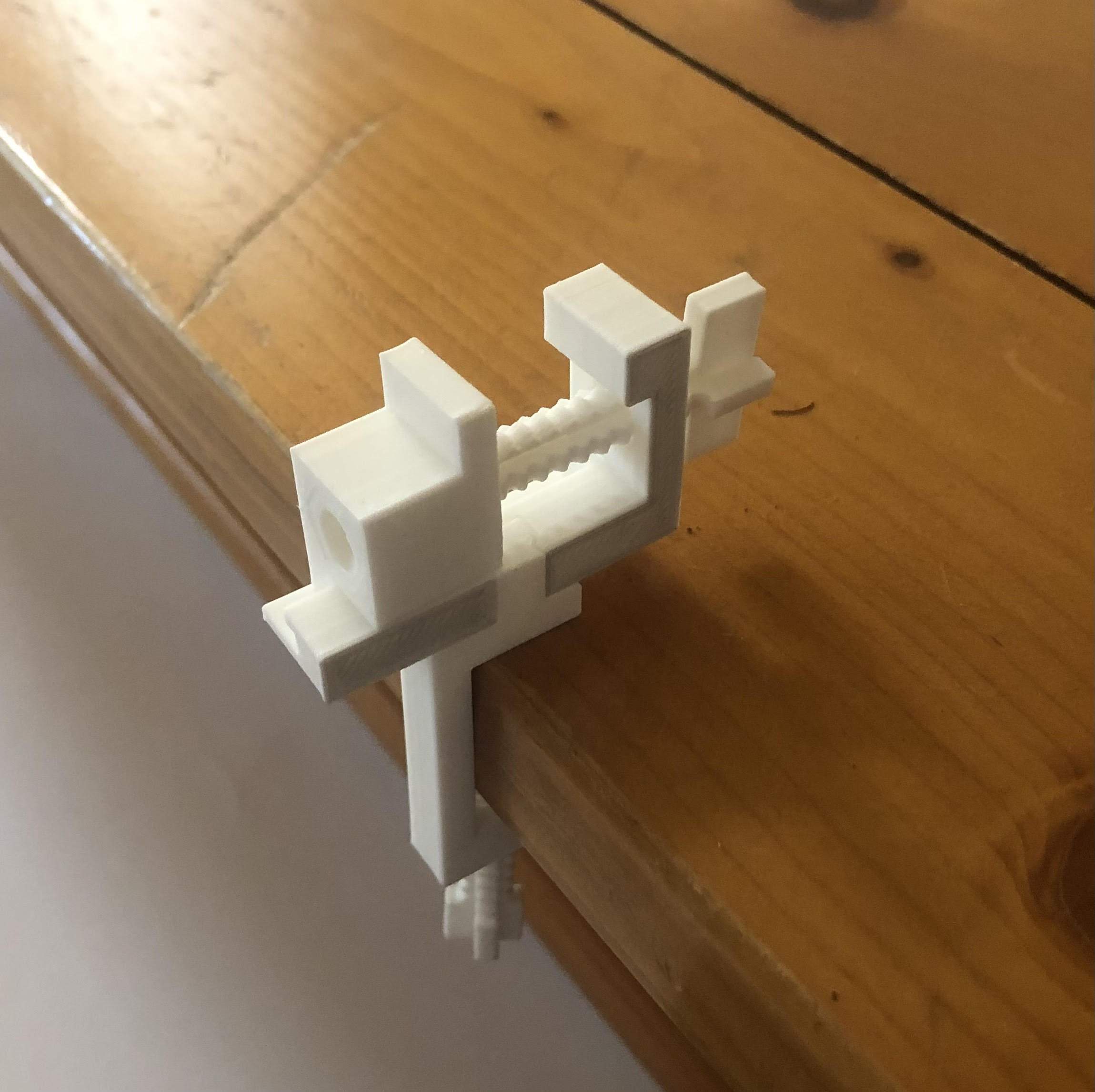 Mini Vise Card Kit by WhatEverybodyCallsMe | Download free STL model ...