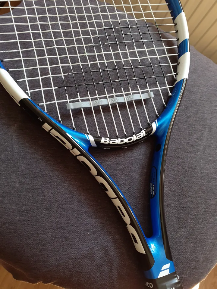 Tennis racket vibration dampener, various sizes by Alex | Download free ...