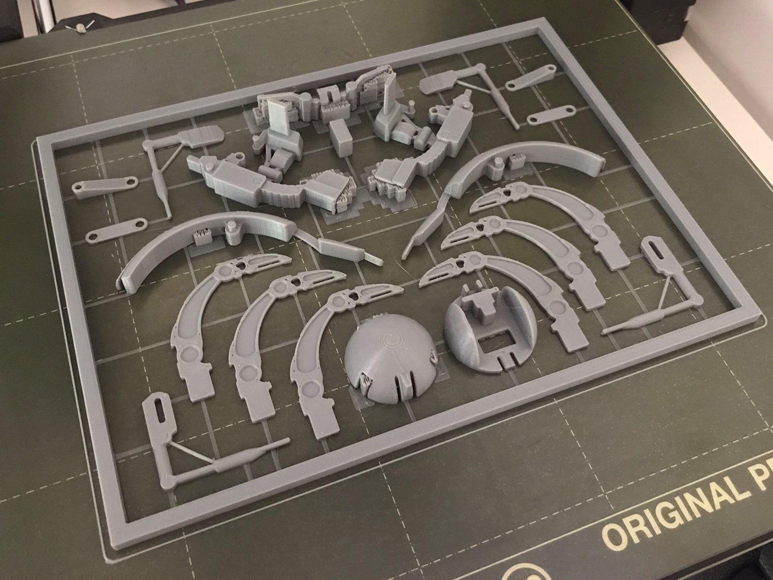 Star Wars Destroyer droid (Droideka) Kit Card by Aron | Download free ...