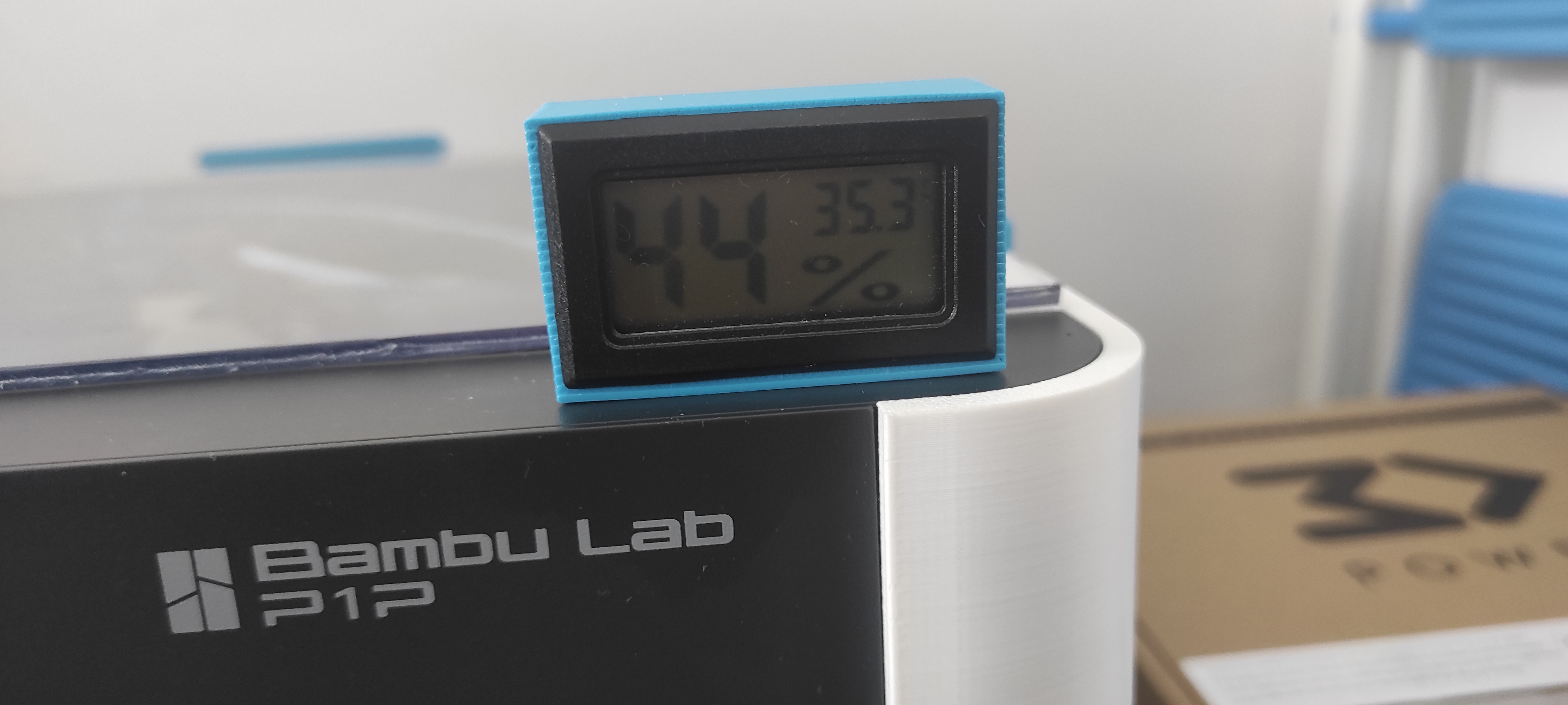 Thermometer and Humidity meter for Bambu Lab P1P by Tomasino | Download ...