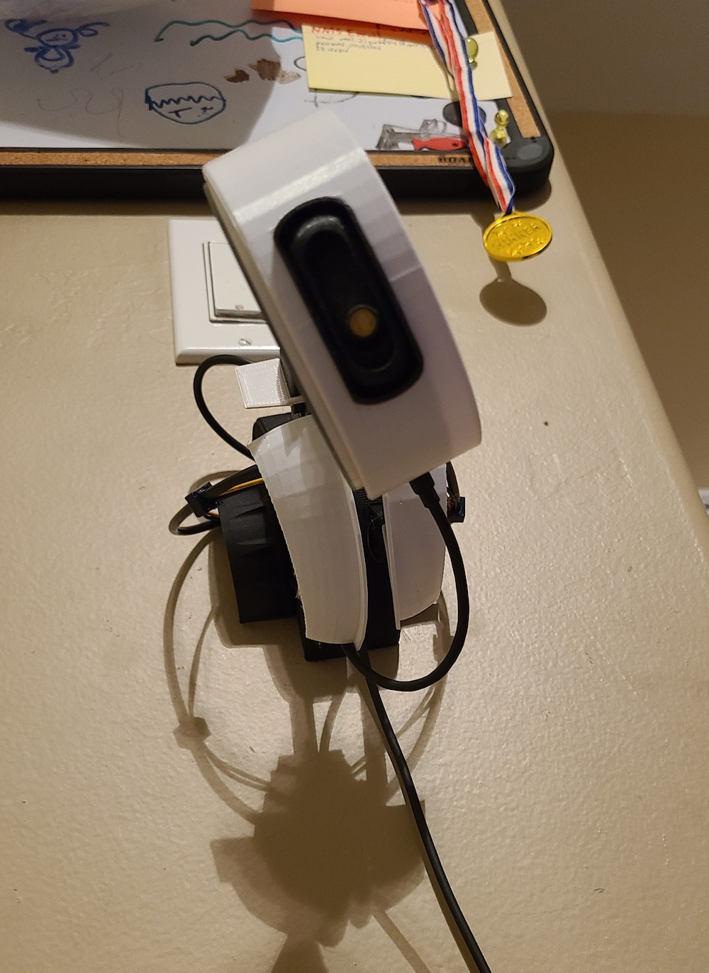 Echo Dot gen 2 costume: GLaDOS von jrwarwick | Kostenloses STL-Modell ...