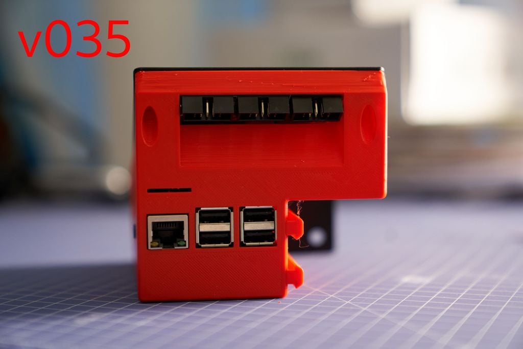 Creality Ender 3 Pro - Raspberry Pi 2/3/4 + LCD Enclosure by eoyilmaz ...