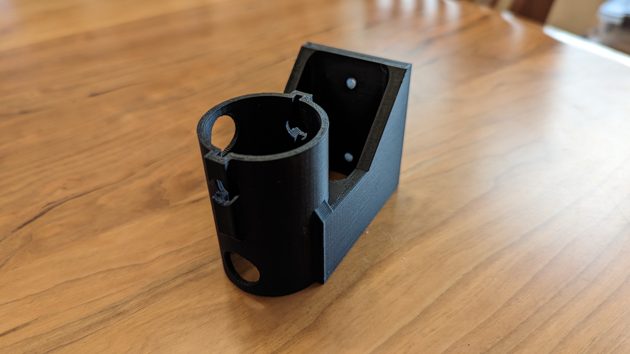 Dyson V7 Wall Mount for Larger Attachments by Msweig | Download free ...