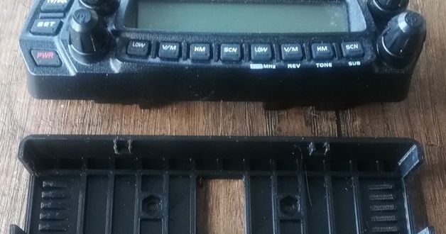 Anytone AT-5888 head unit bracket von DR0N3_ | Kostenloses STL-Modell ...