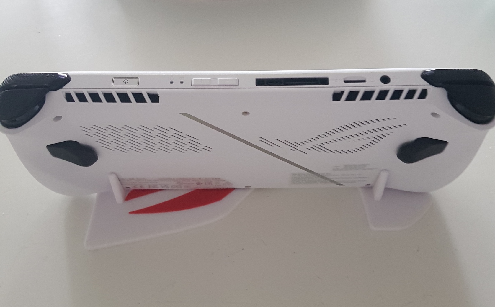 Rog Ally stand V2 von Soussi | Kostenloses STL-Modell herunterladen ...
