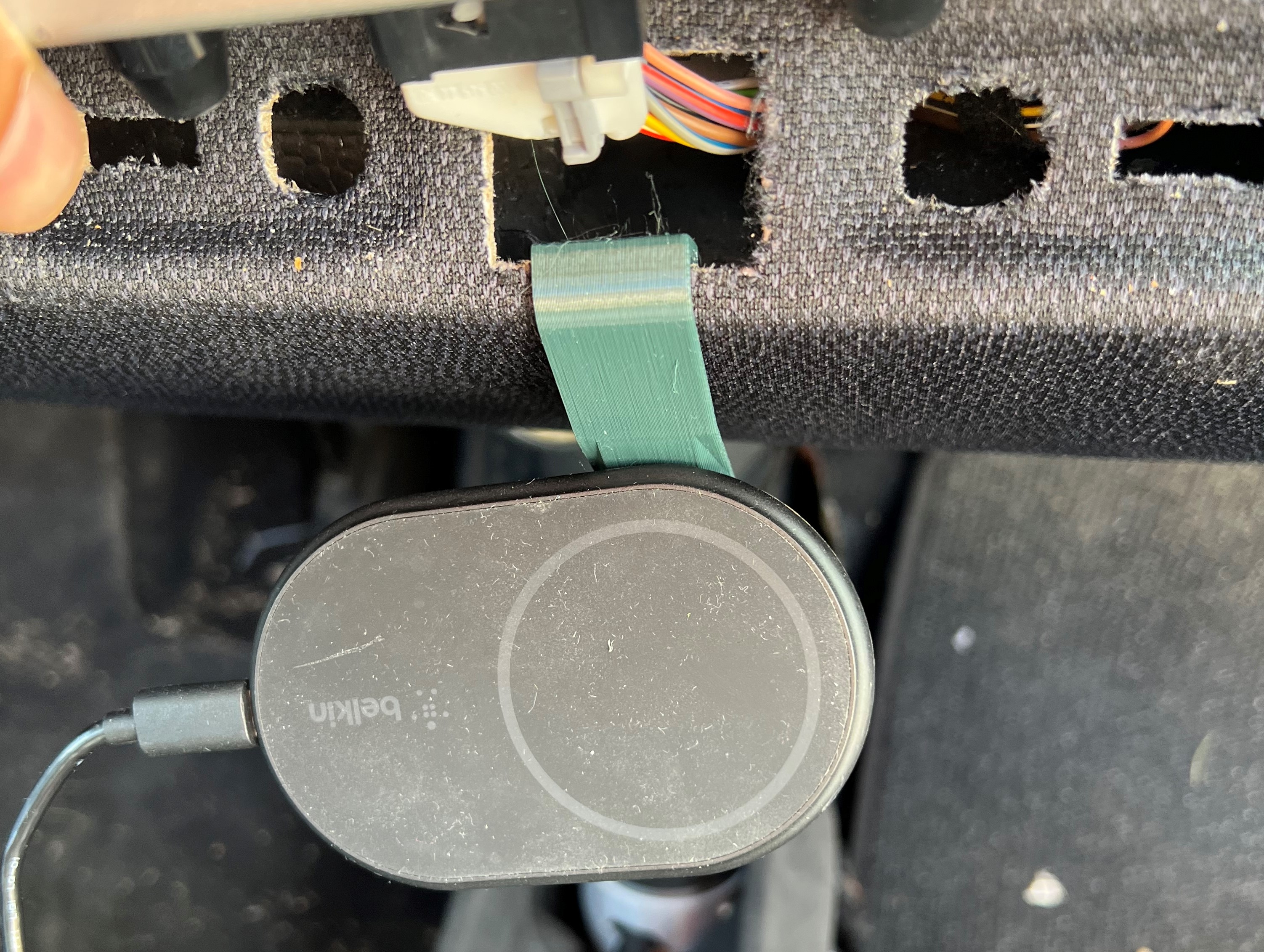 MagSafe Mobile Phone Holder for Smart 451 with wireless Belkin Charger ...