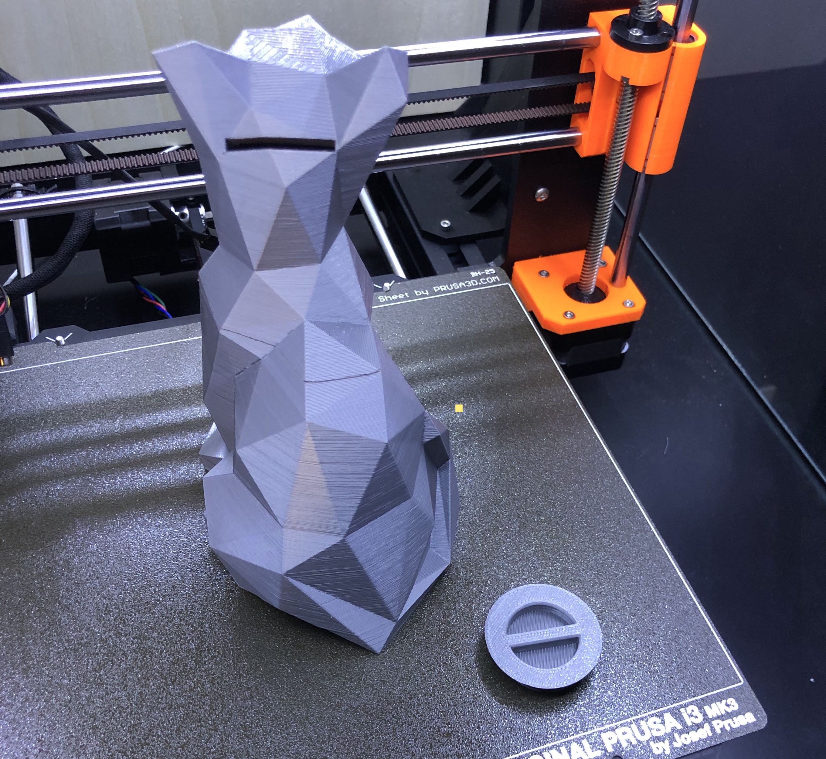 Low Poly Kitty Cat Bank by Guinuf | Download free STL model ...