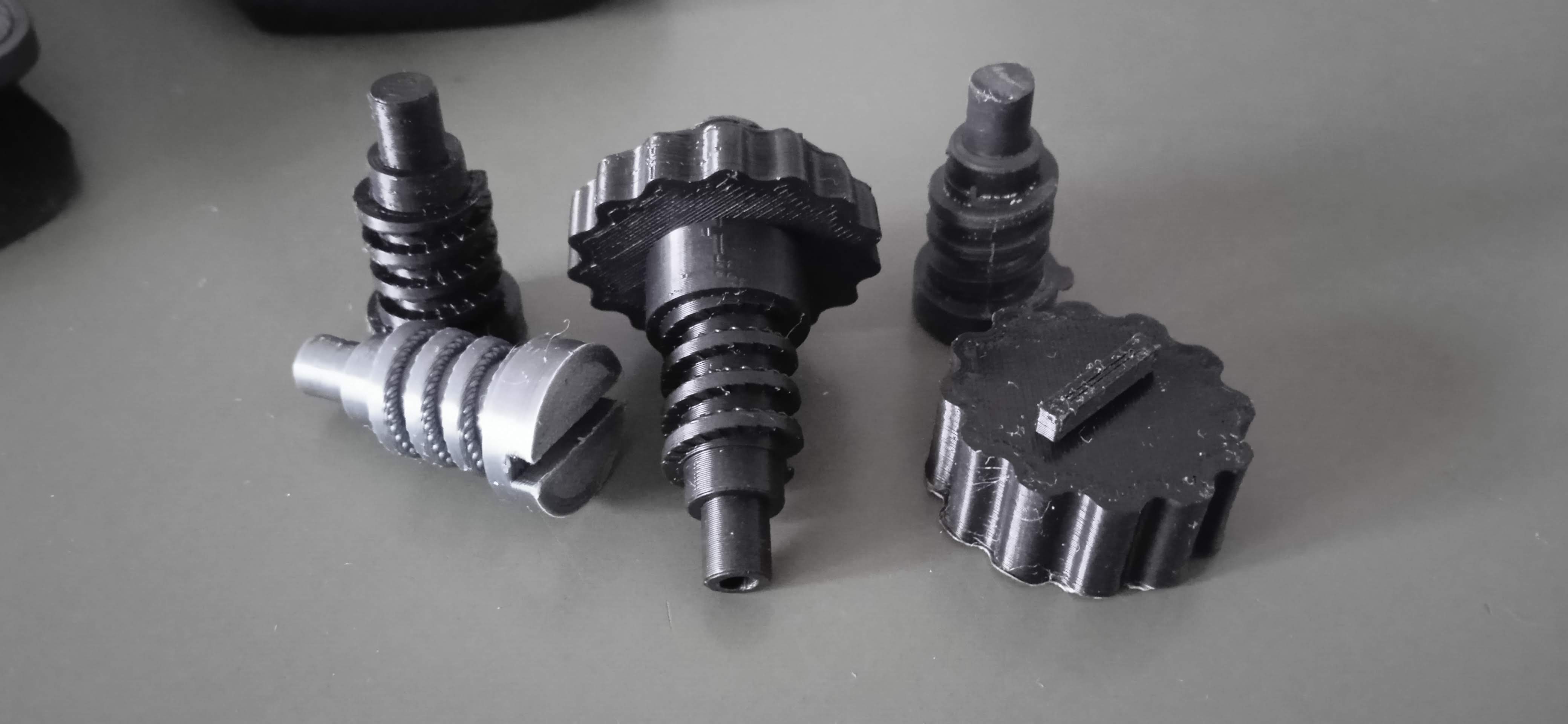 3D printed screw for "JOB" beach wheelchair by city17 | Download free ...