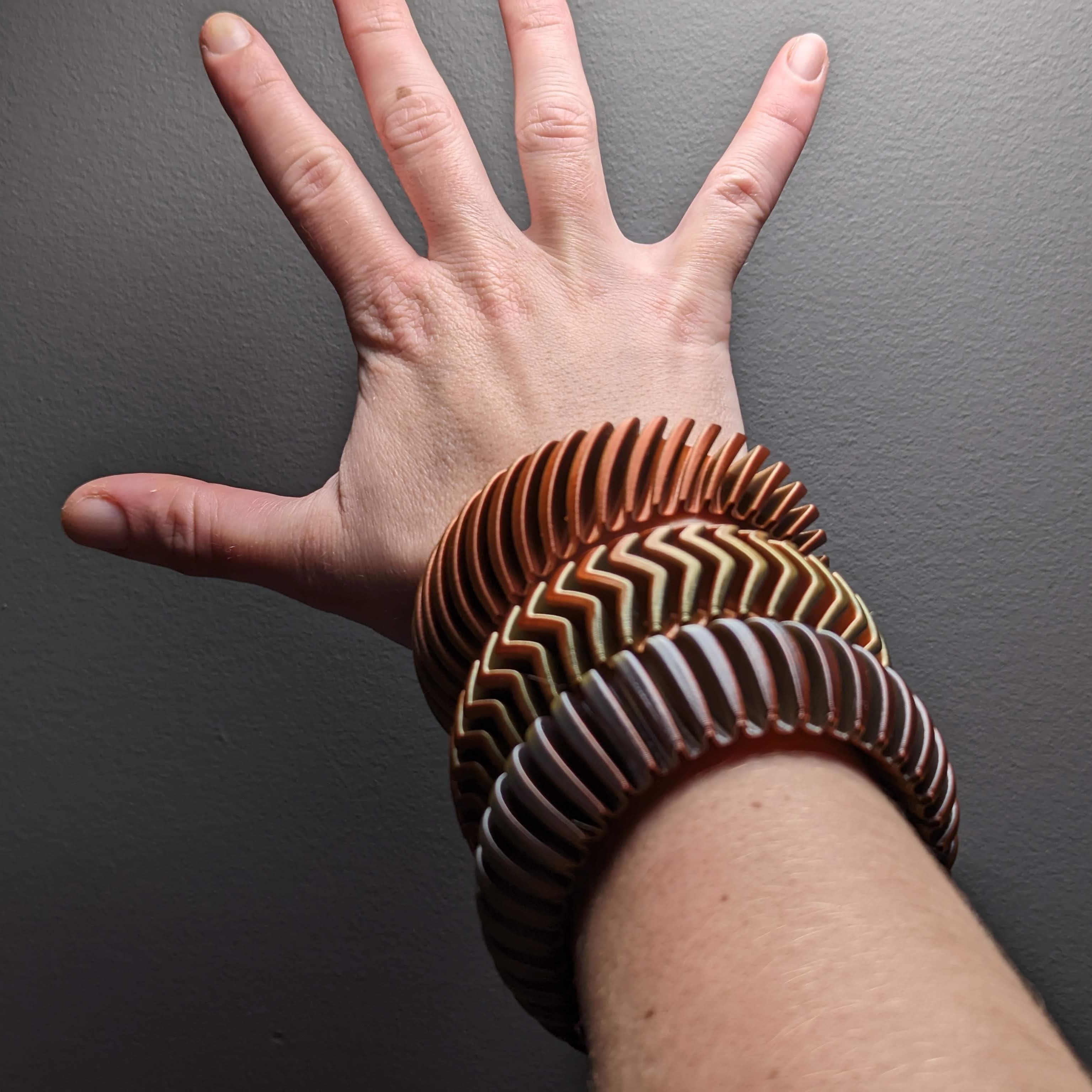 Eclipse Bracelets by Clockspring | Printables Store