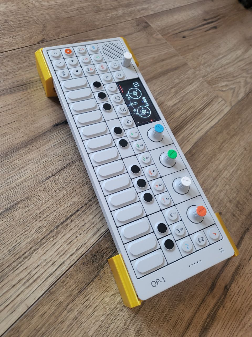 OP-1 Stable Stand - Decksaver still fitting by nyom | Download free STL ...