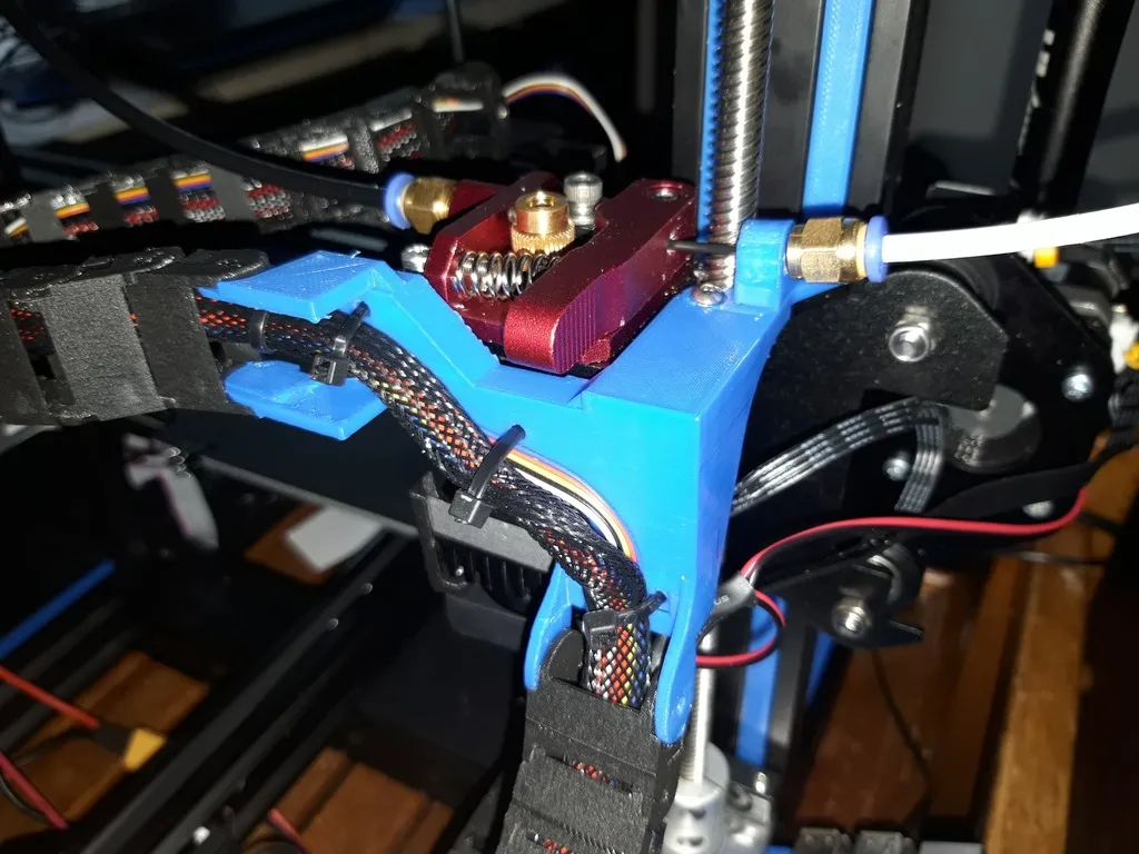 Ender 3 Cable Chain Mount with bowden tube by SFer | Download free STL ...