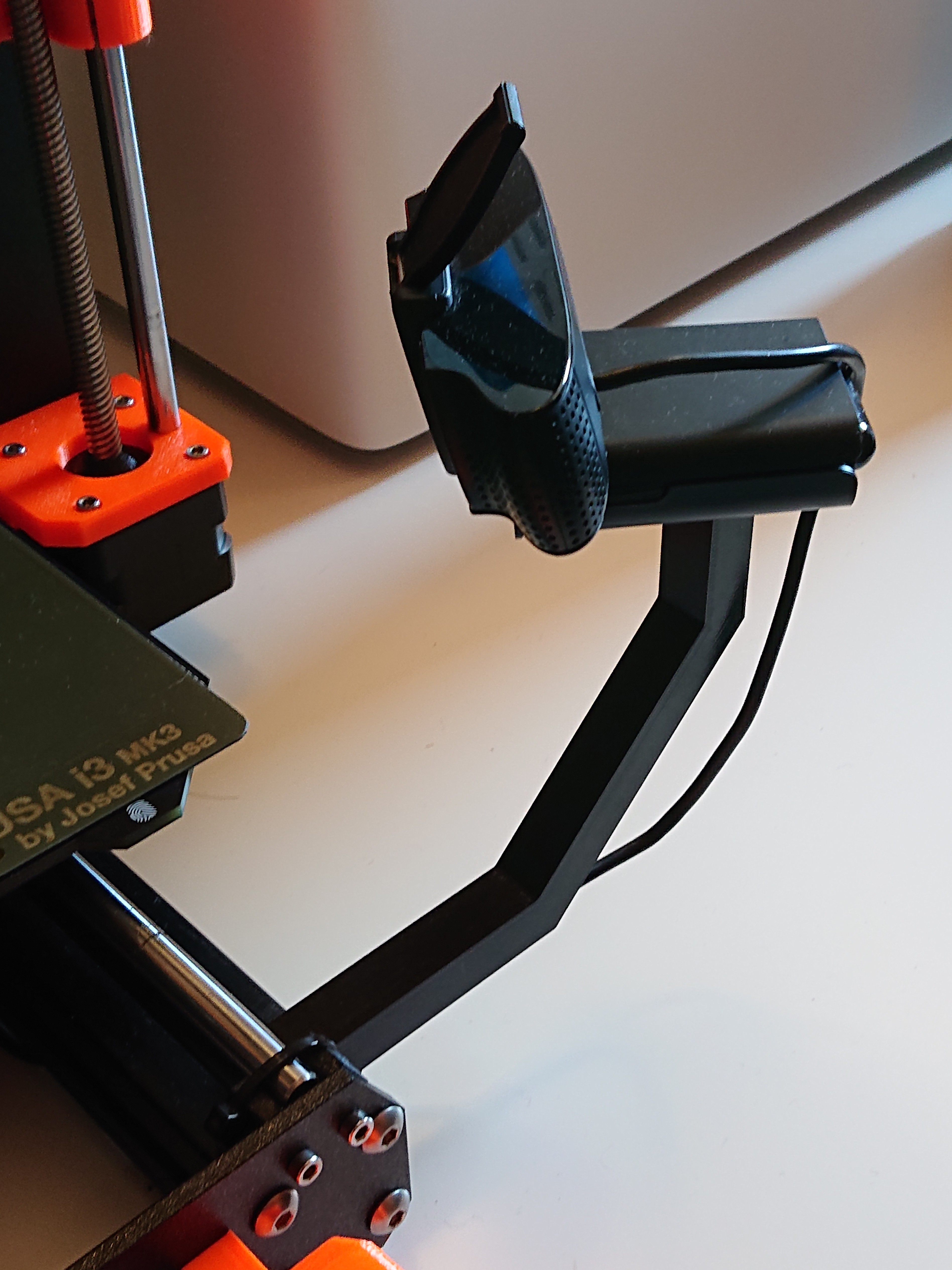 Camera mount for Prusa i3 MK3/MK3S by JSund | Download free STL model ...
