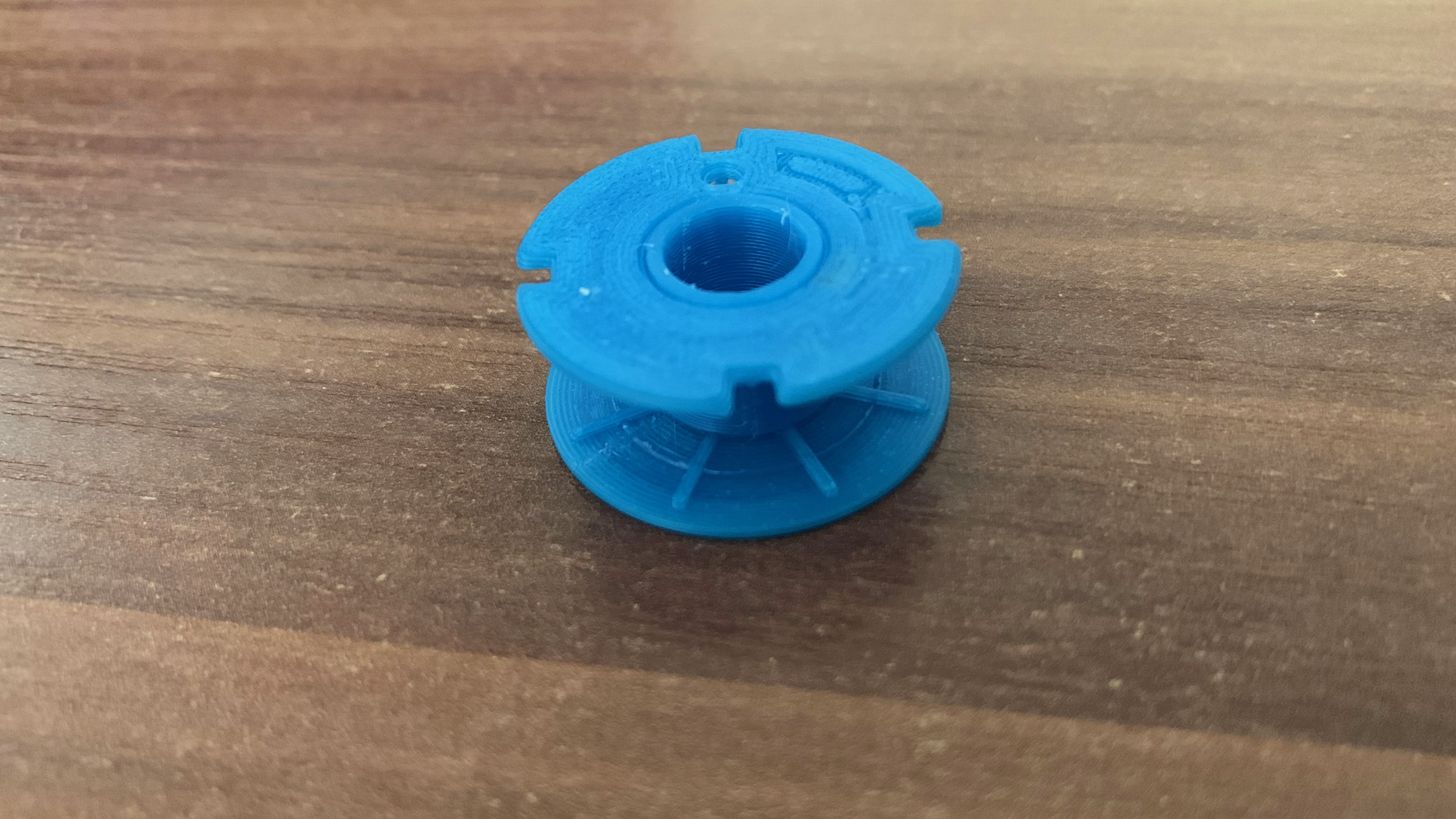 Parametric bobbin by cbabos | Download free STL model | Printables.com