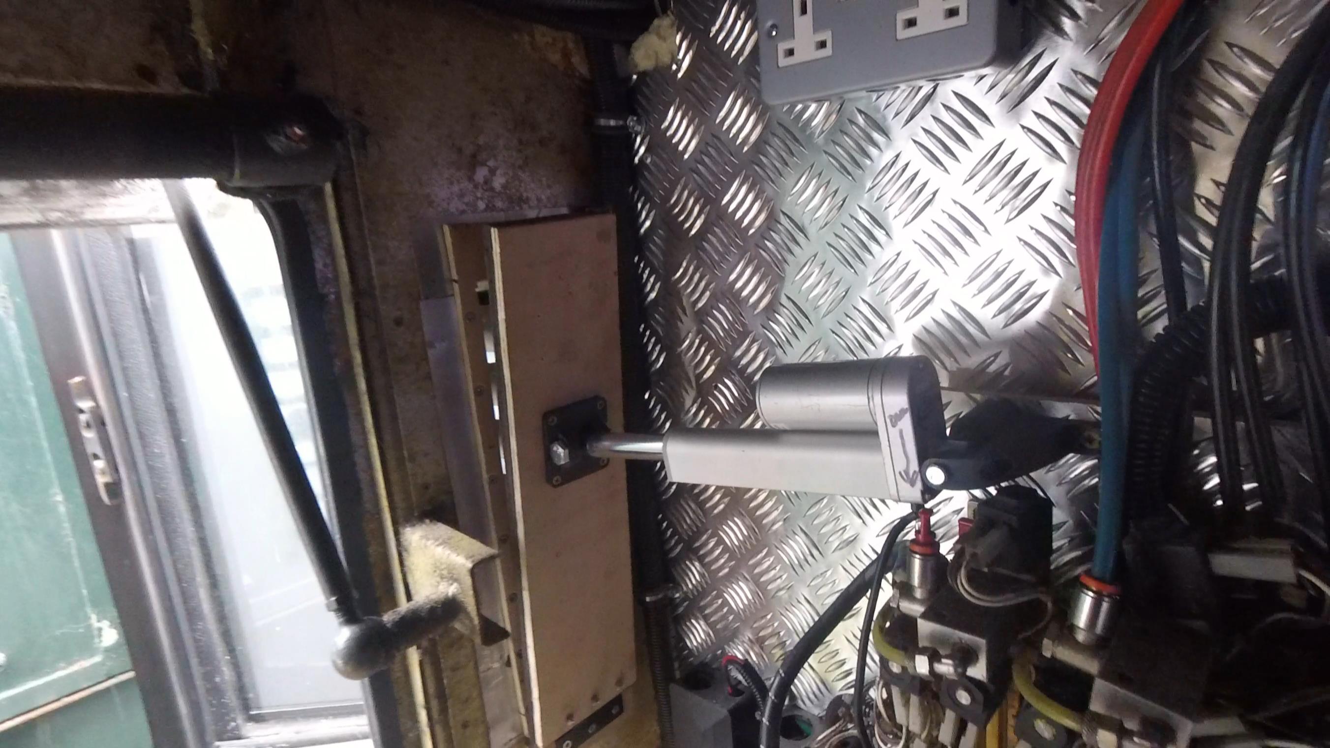 Linear Actuator bracket and mount by AuroraProjects | Download free STL ...